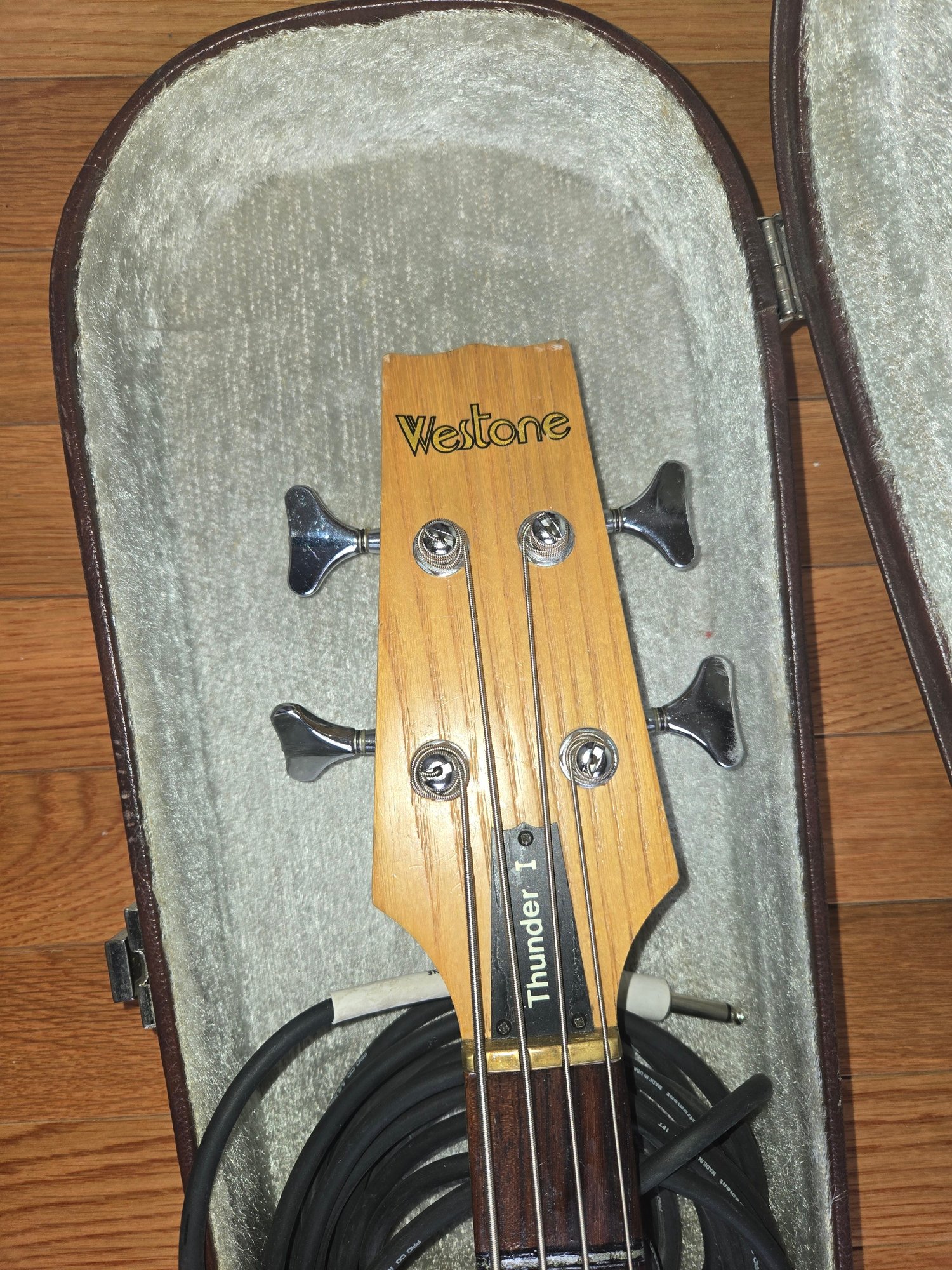 Vintage Westone Thunder I Bass With Case #5043 | Auctionninja.com
