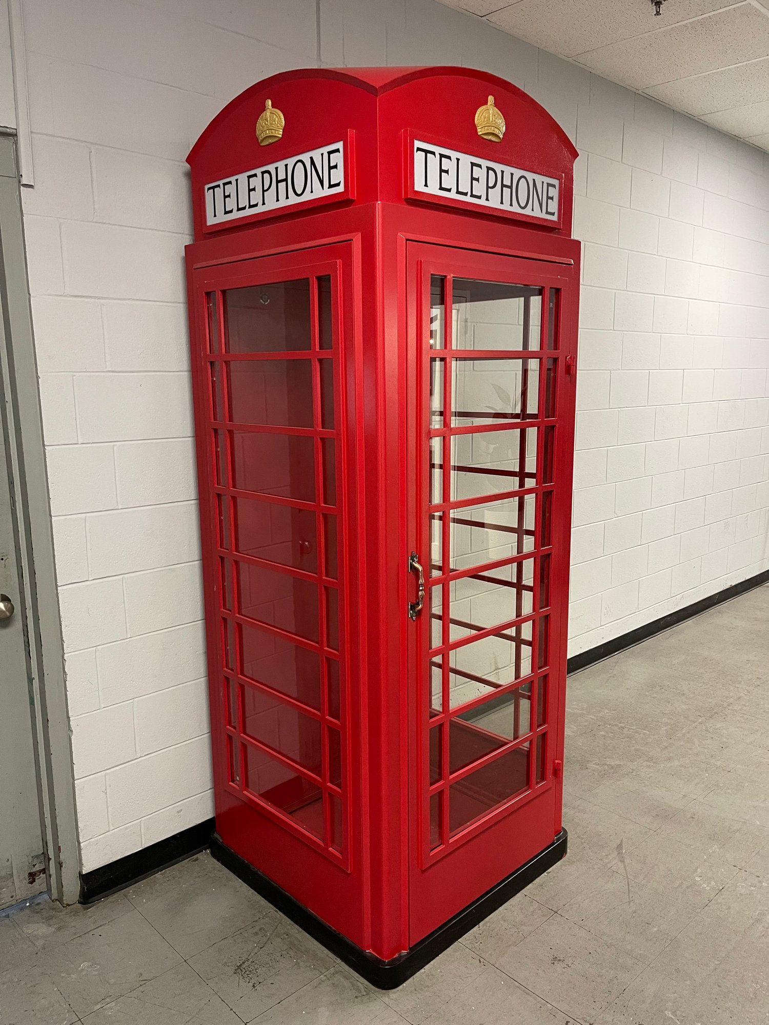 Large Full Sized Red British Phone Booth 35x35x95 Inches 400 Lbs #5663 ...