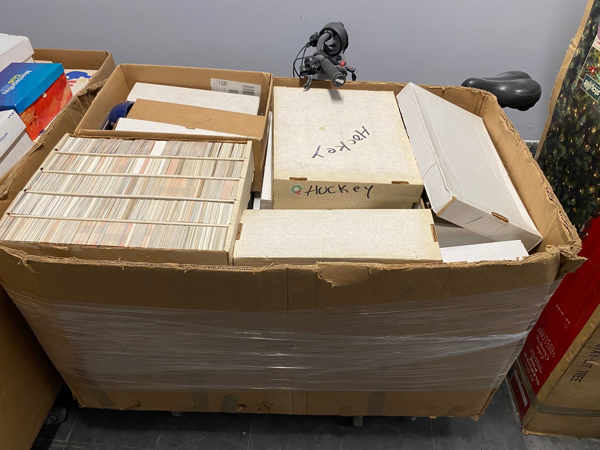 Large Bin Box Filled With Sports Cards Bulk Lots Multisport Approx ...