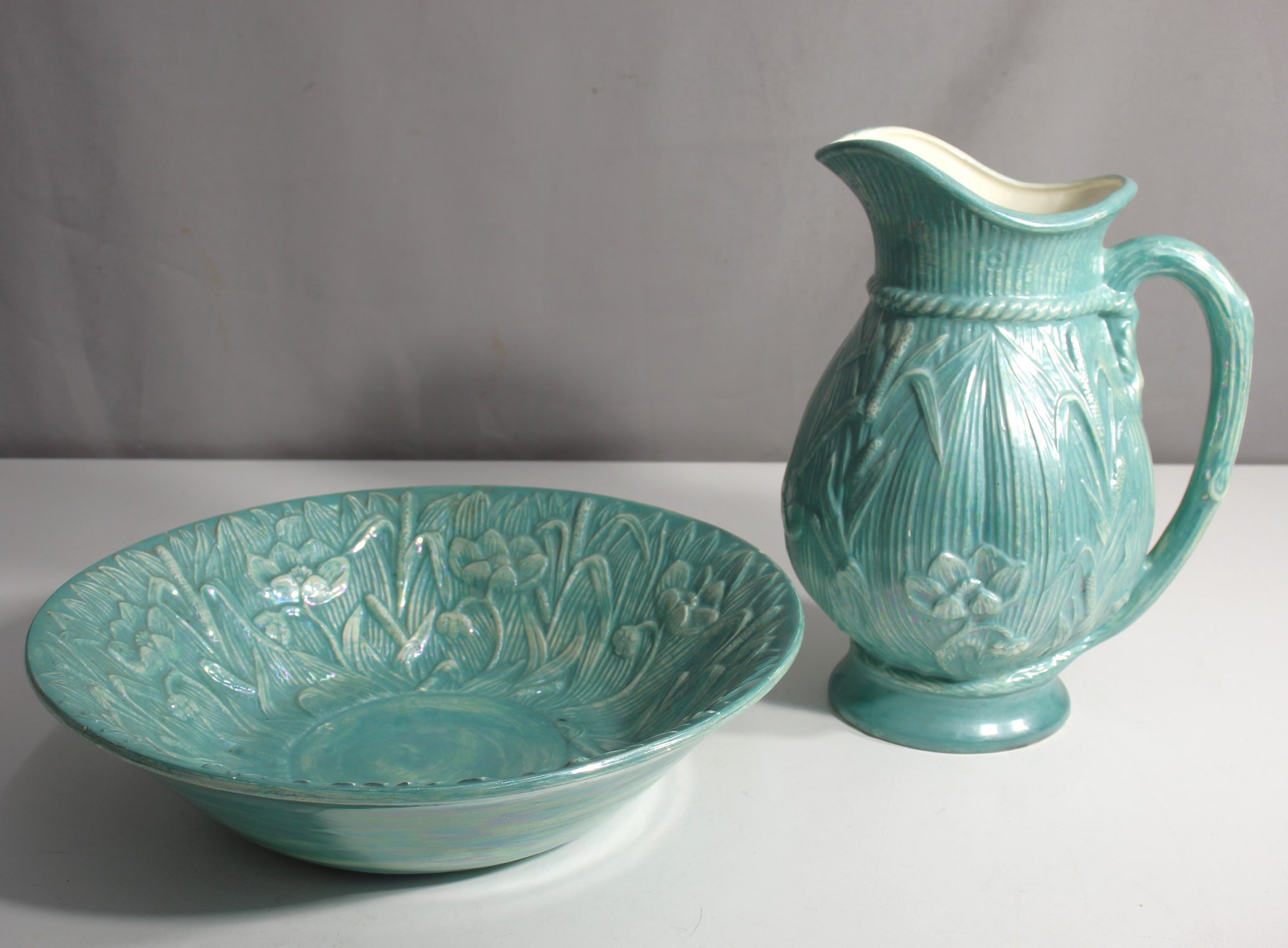 Art Nouveau Majolica Pitcher And Basin Set #70813 | Auctionninja.com