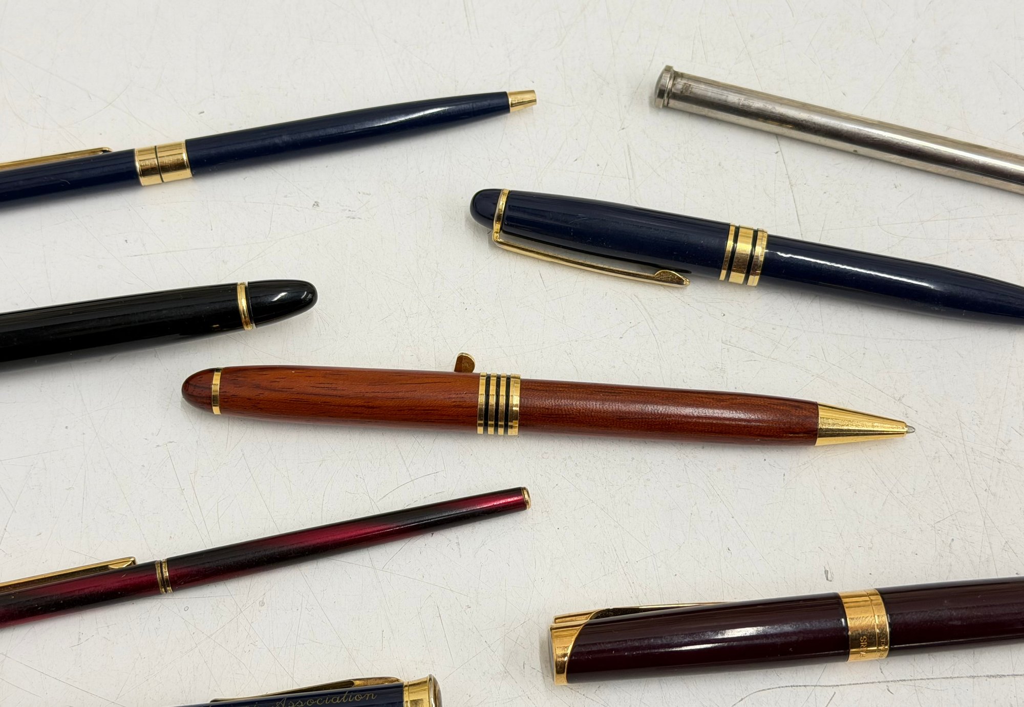 Vintage & Modern Writing Instruments Assortment Pens, Ballpoints ...