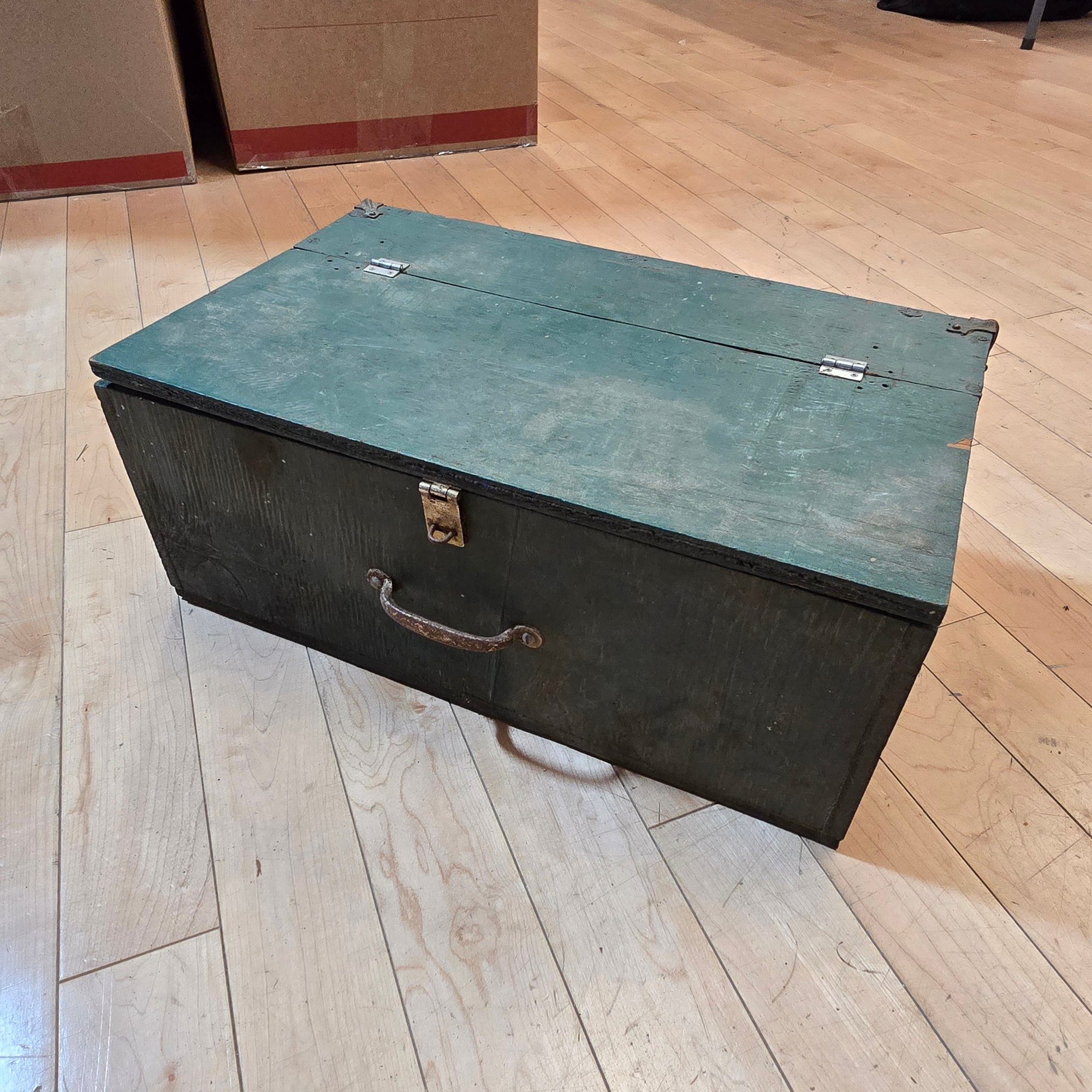 Vintage Wooden Green Painted Tool Box - #146 #6297 | Auctionninja.com