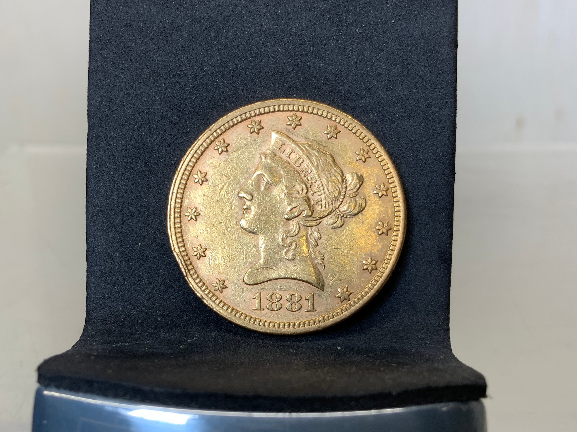 1881 Liberty Head 10 Dollar Gold Coin #9010 | Auctionninja.com