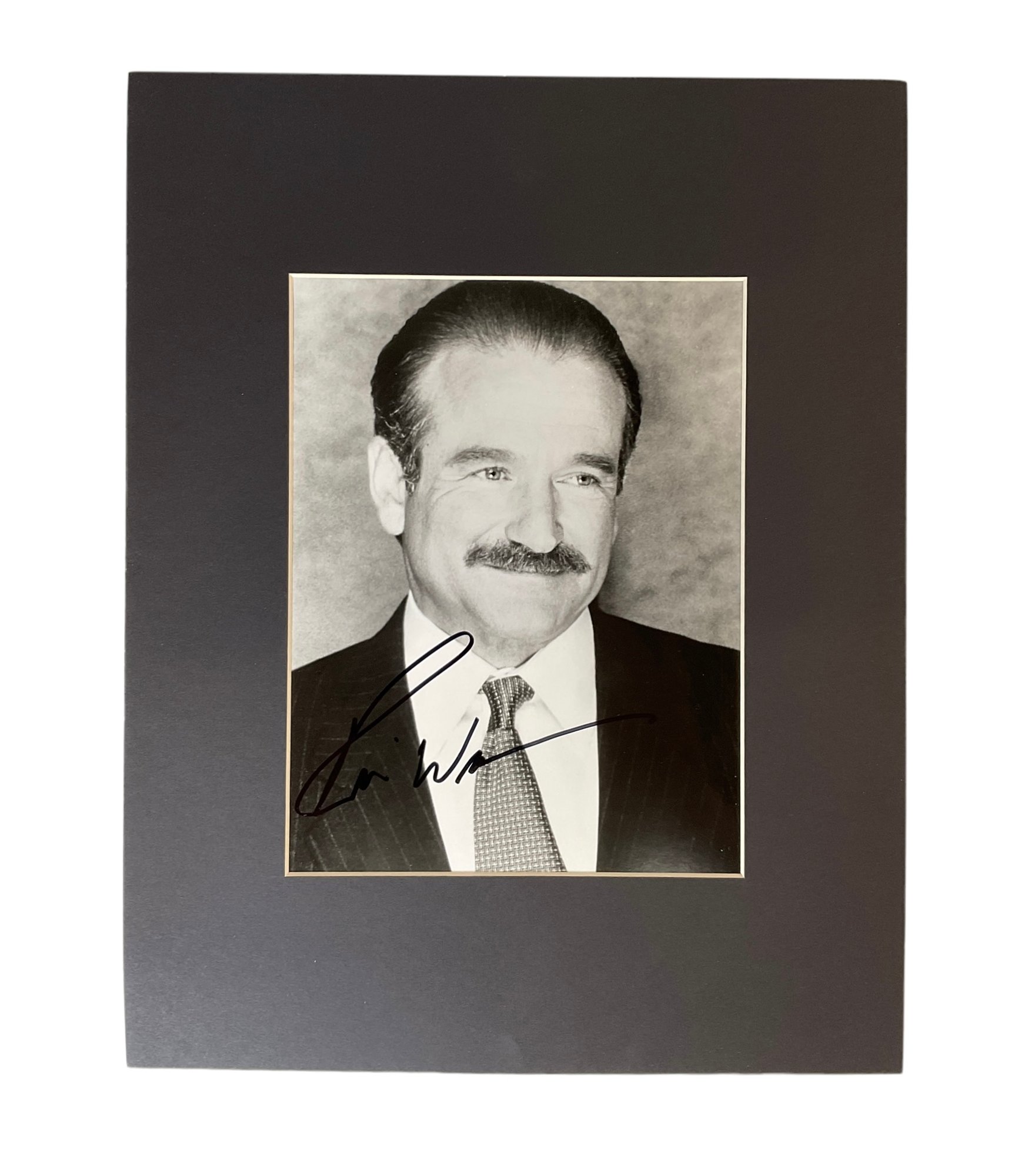 Robin Williams Comedian Attributed Autographed Photo #8581 ...