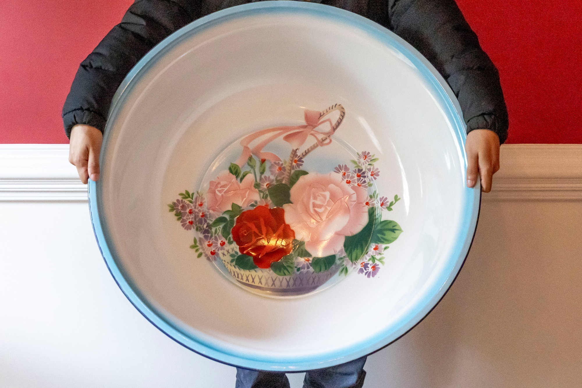 Extra Large Bumper Harvest Enamel Wash Basin #5078 | Auctionninja.com