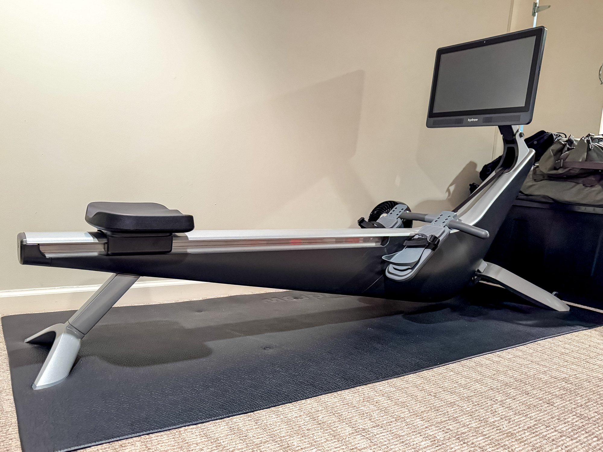 Hydrow Model C1C22301 Exercise Rower #2086229 | Auctionninja.com