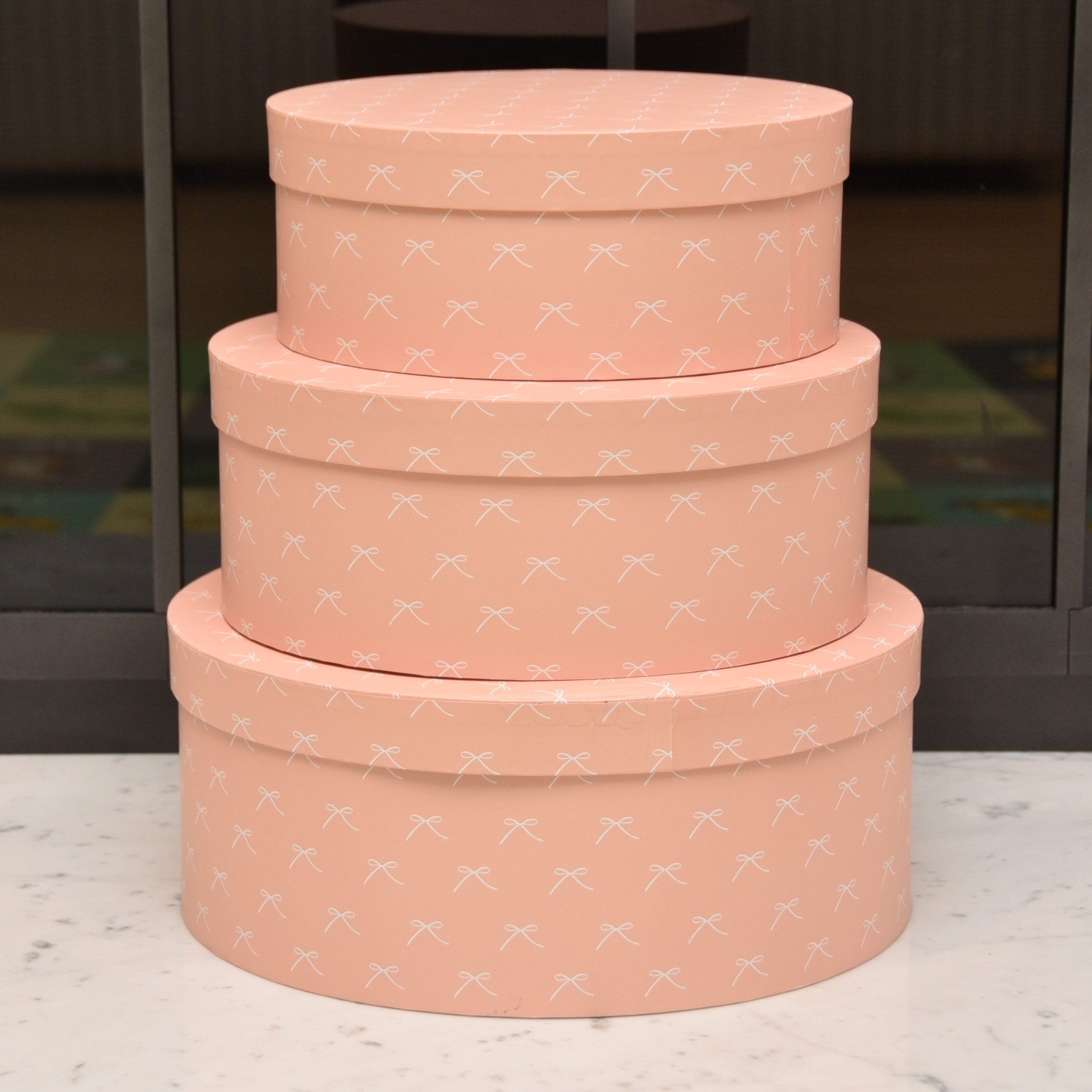Trio Of Dabney Lee Light Pink Ribbon Hat Boxes #2104379 | Auctionninja.com