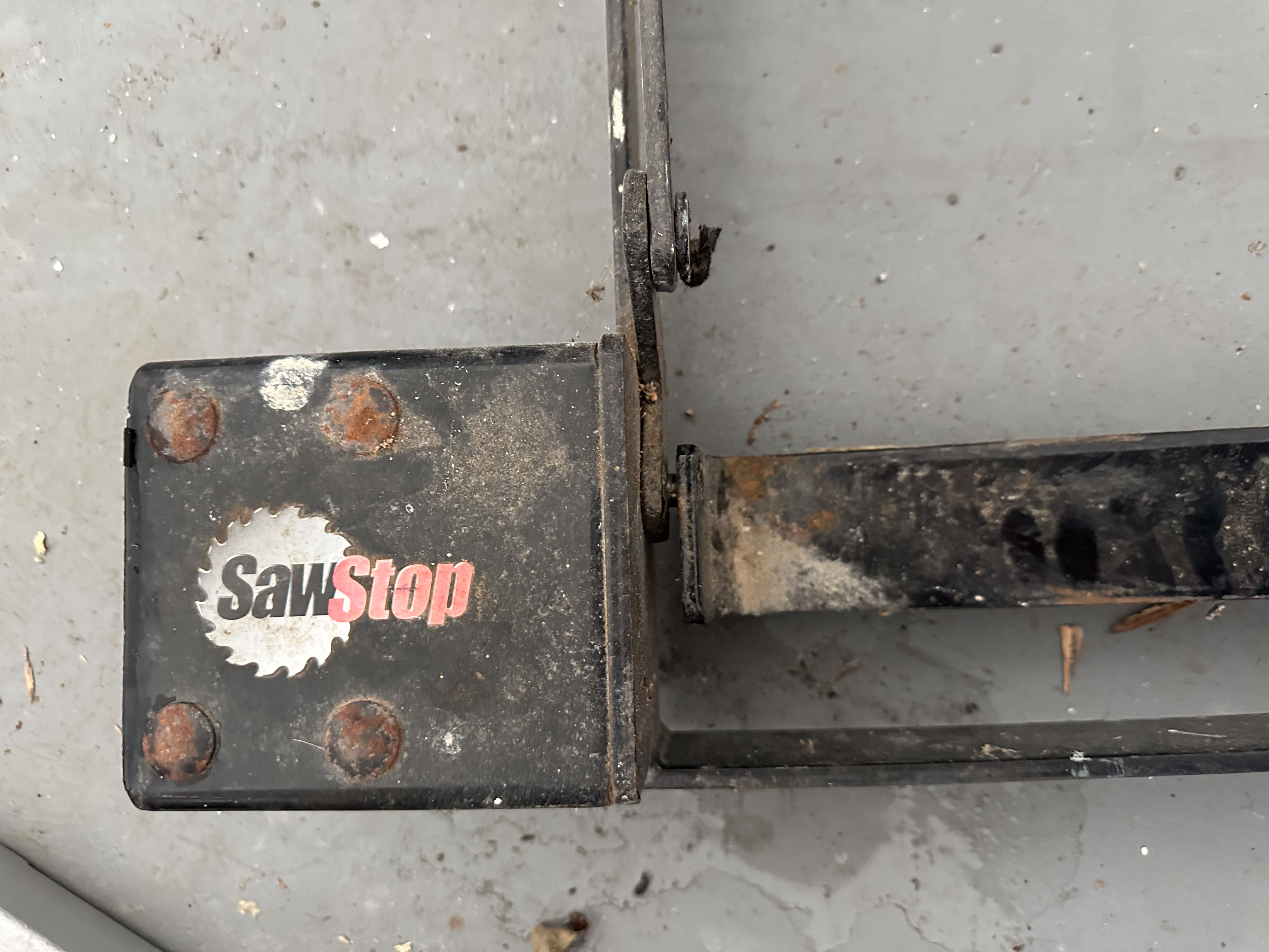 Saw Stop Industrial Mobile Base #2273675 | Auctionninja.com