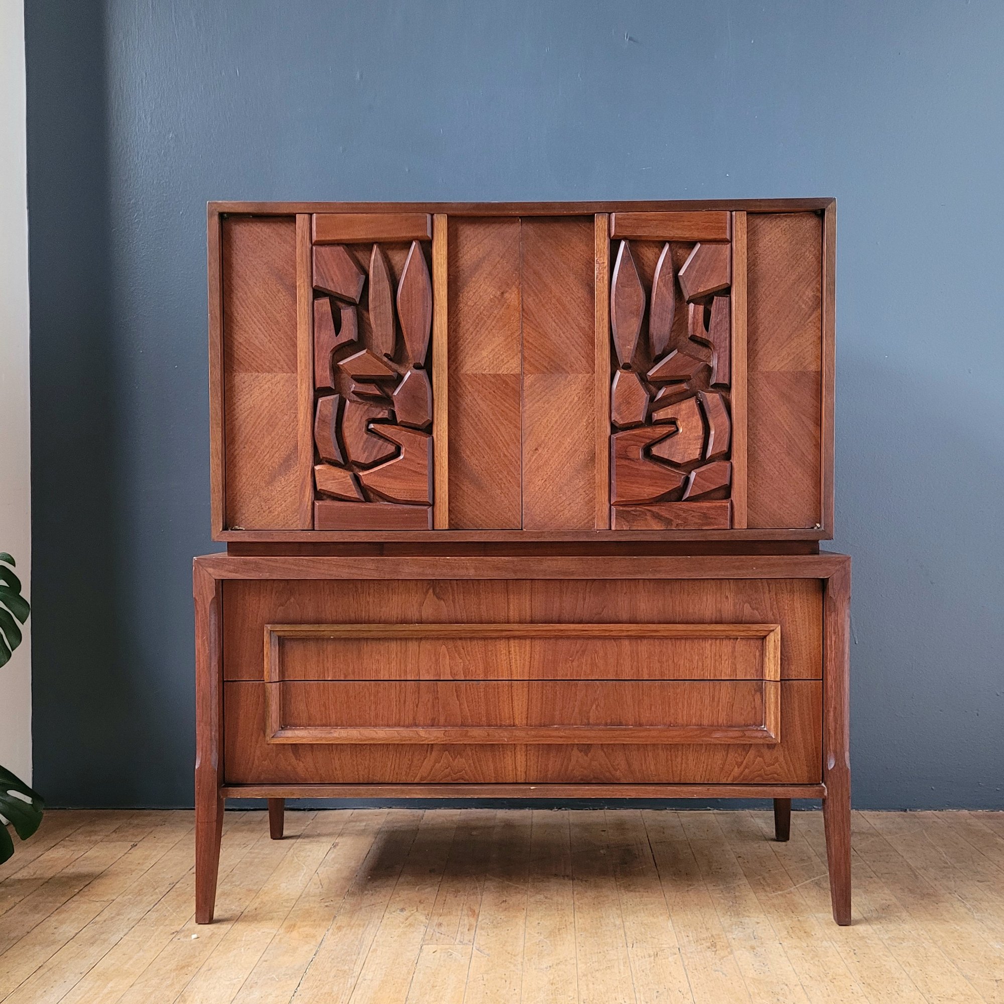 60s Tabago Brutalist Tiki 5 Drawer Tall Chest #1465471 | Auctionninja.com