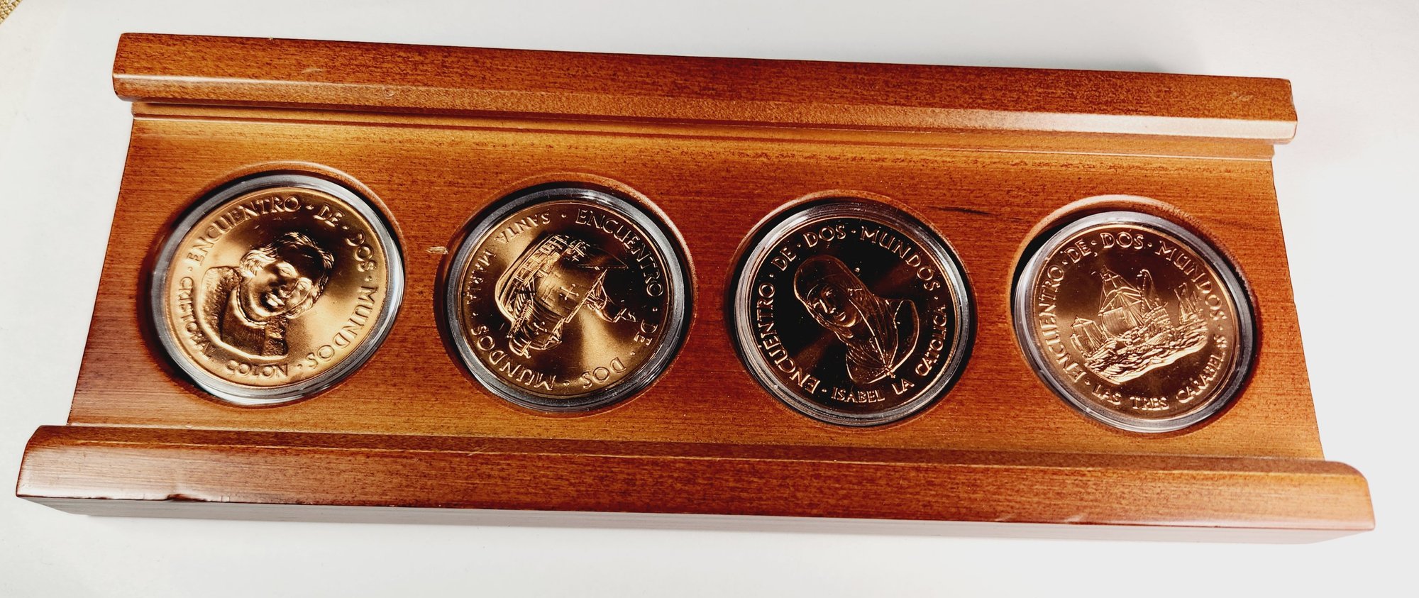 WOW... 1992 QUINCENTENNIAL 4 BRONZE MEDALLION COLUMBUS DISCOVERY OF ...