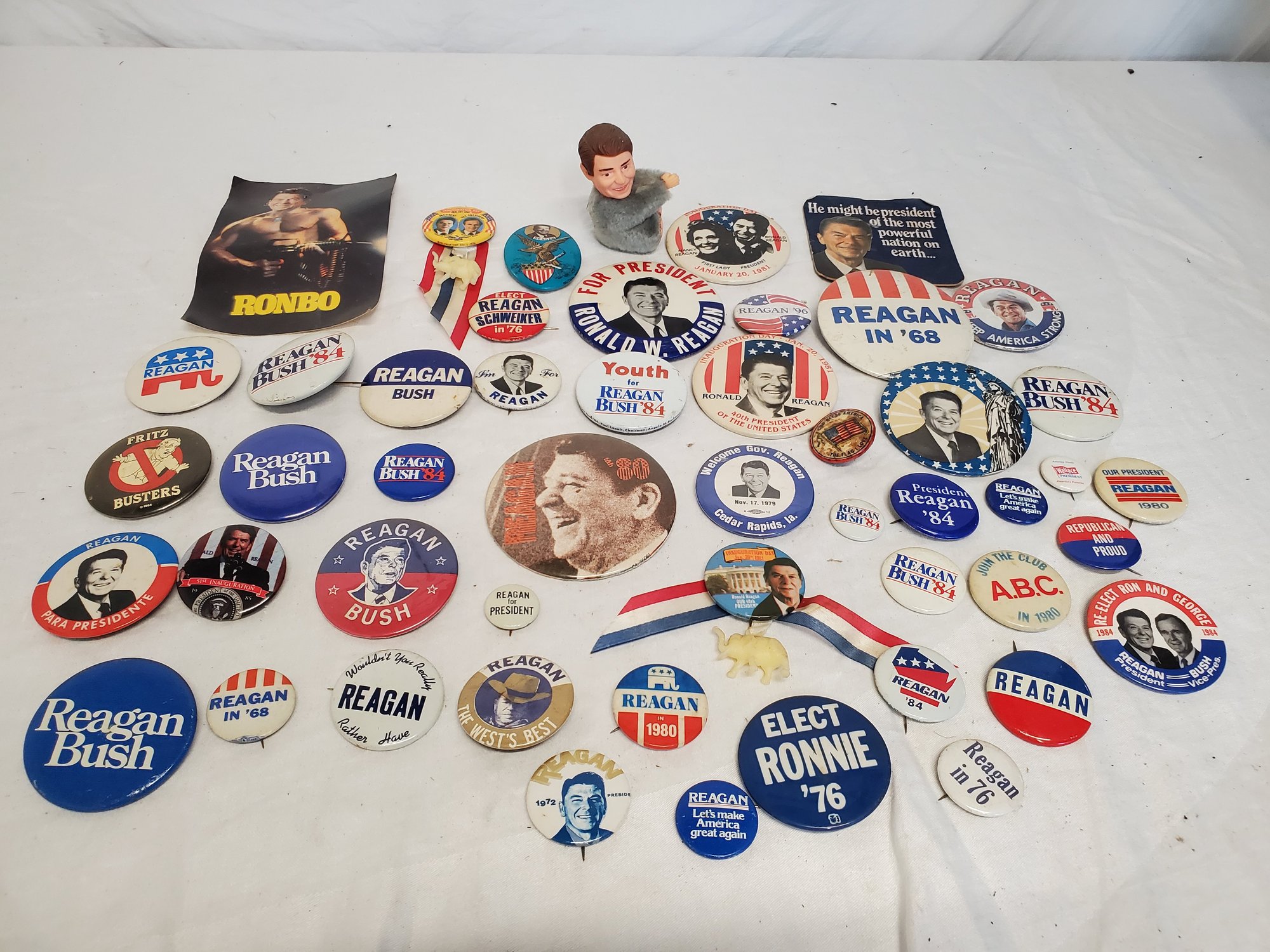 Large Lot Vintage Ronald Reagan Politcal Presidential Pin Back Button ...