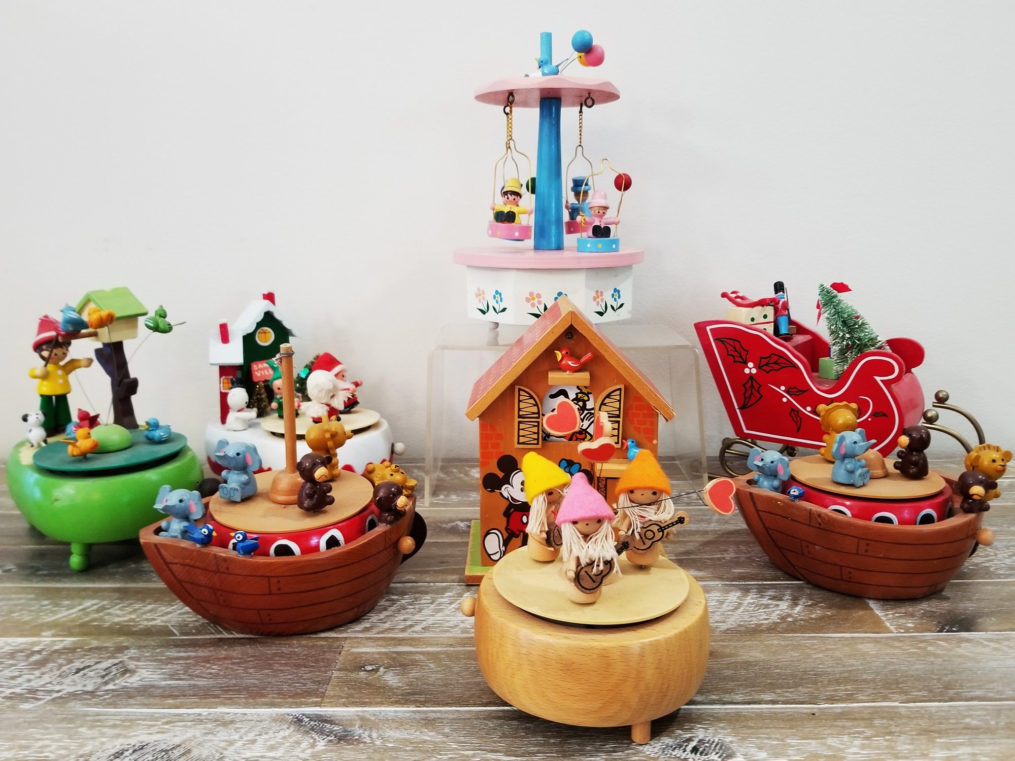 Cute Selection Of 8 Vintage Hand Painted Wooden Music Boxes By Schmid ...