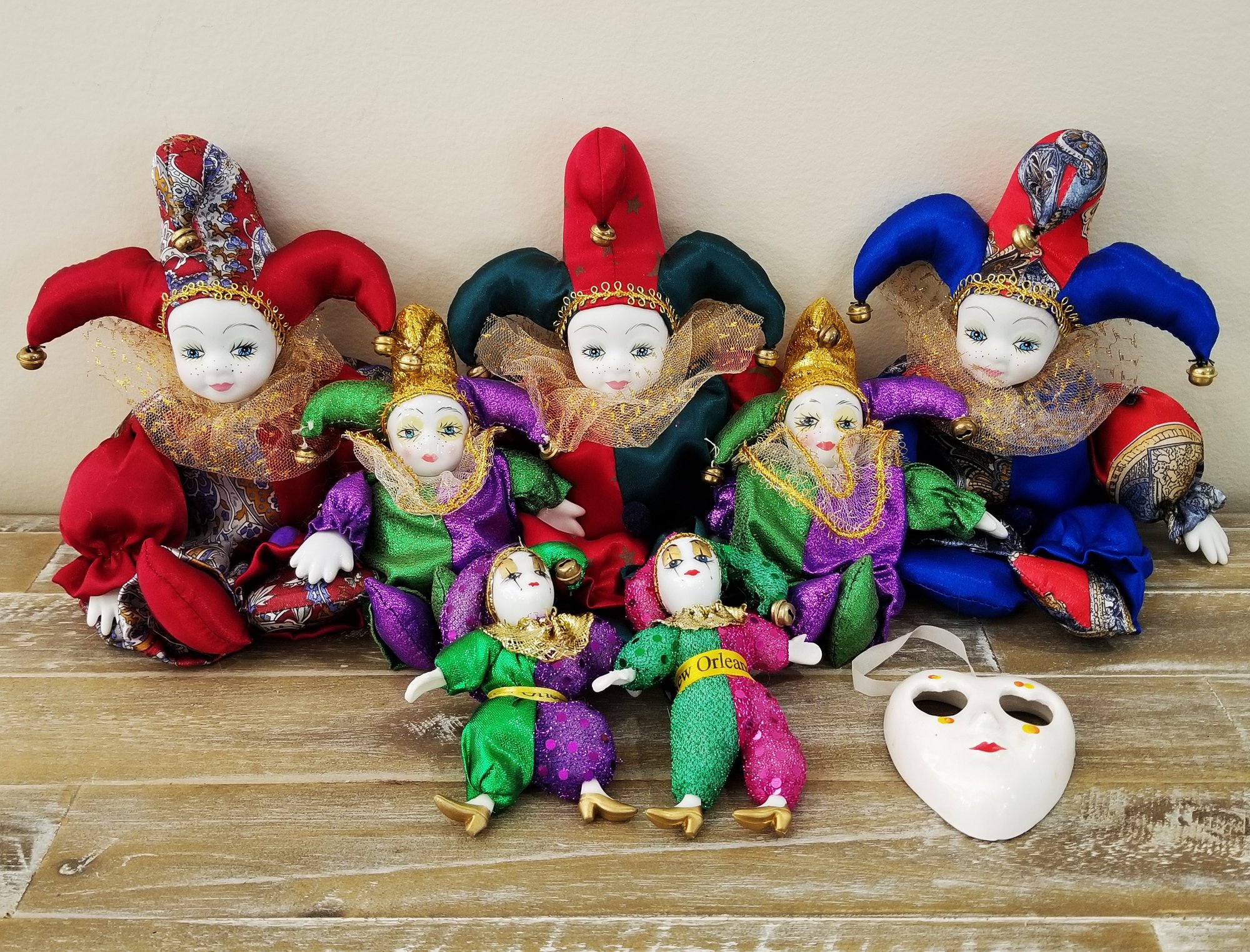 Vintage Selection Of Various Size Porcelain Mardi Gras Gambina Clown ...