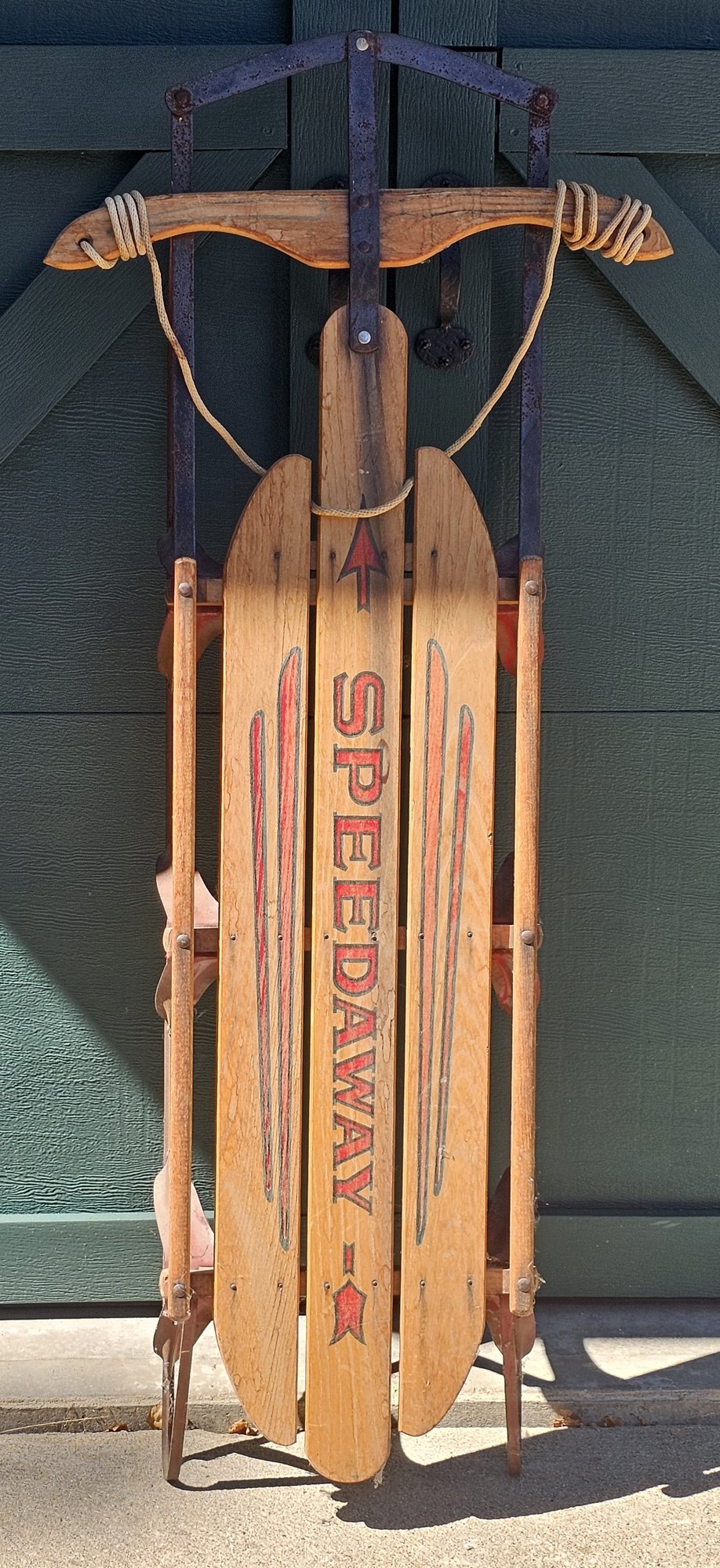 Vintage Gladding Paris Speedway Sled Model 852 #1965318 | Auctionninja.com