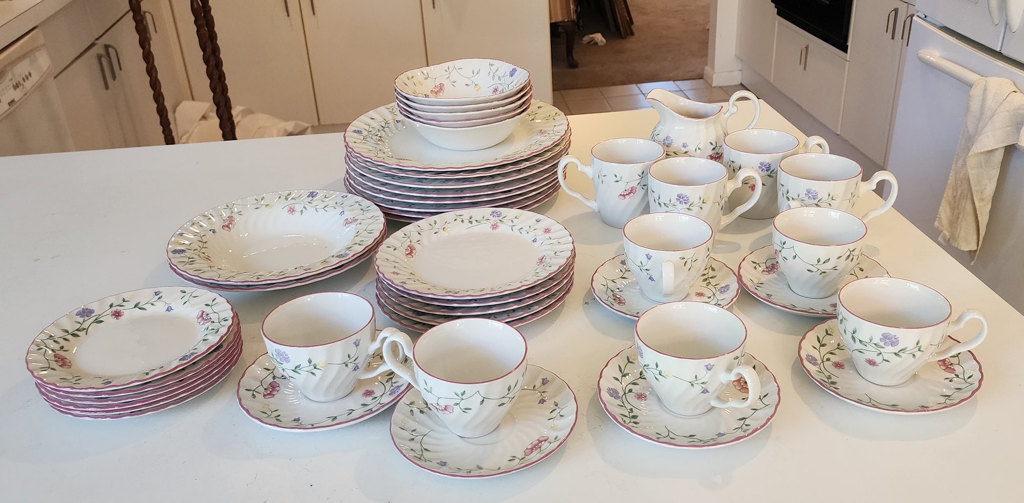 Vintage Mid Century Johnson Bros Summer Chintz Partial Dinnerware Set ...