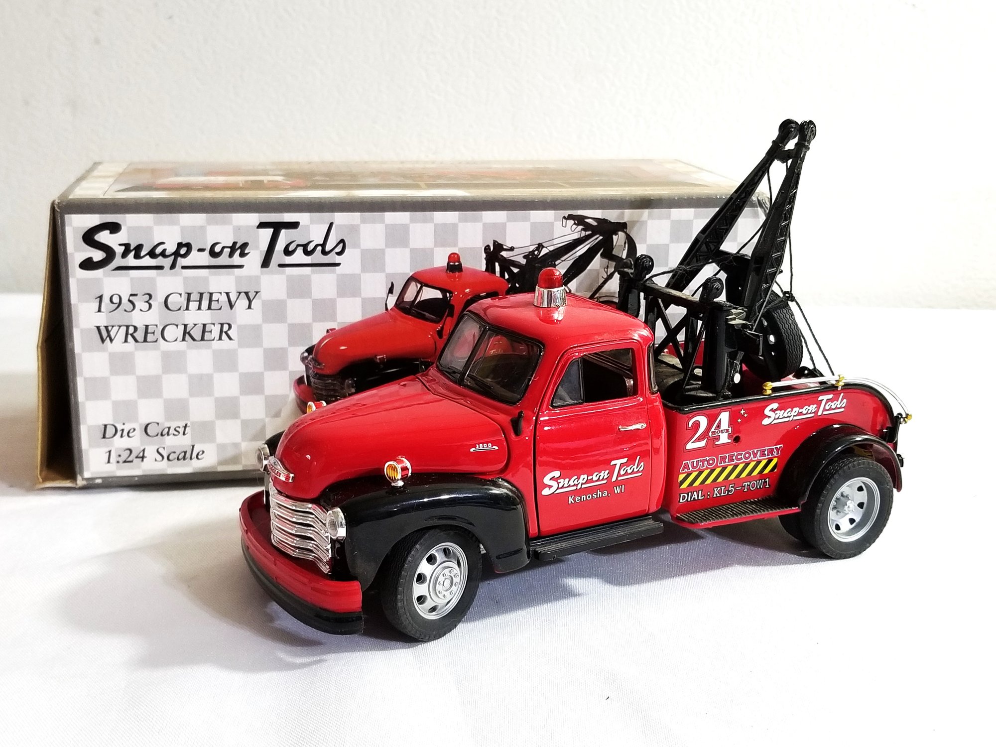 Snap-On Tools 1953 Chevy Wrecker Model Truck 1:24 Scale - With Box ...