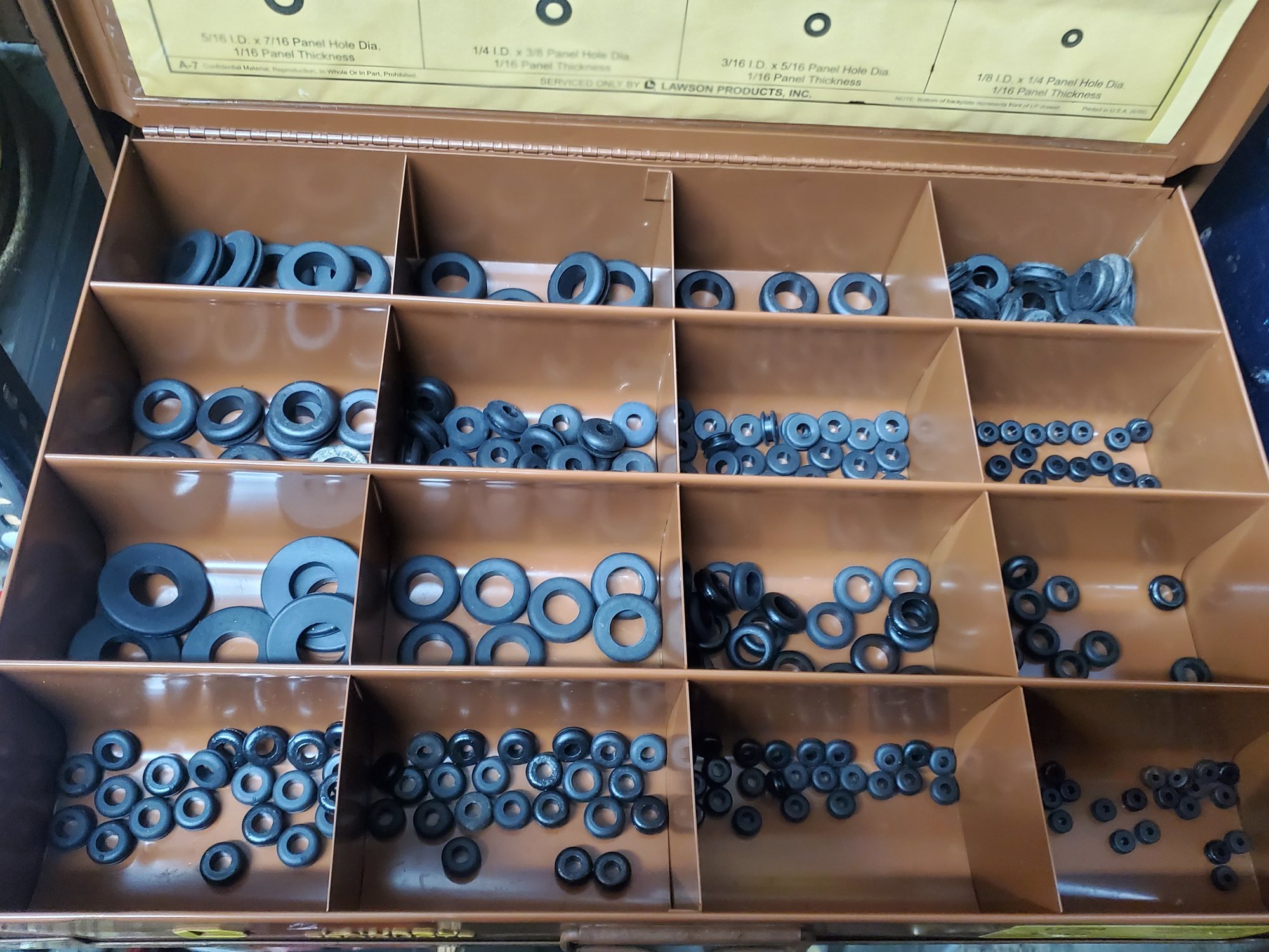 Lawson Metal Sorting Box Filled W/ LP-564 Rubber Grommets For 1/16 & 1 ...