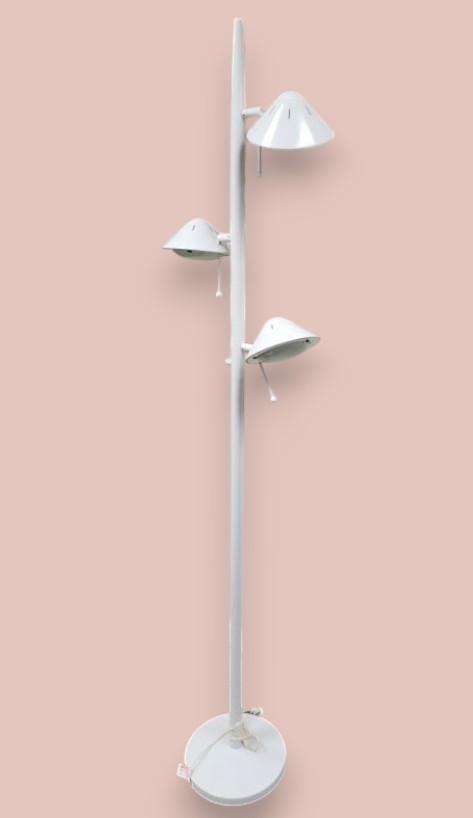 Vintage White 3 Light Floor Lamp #2042880 | Auctionninja.com