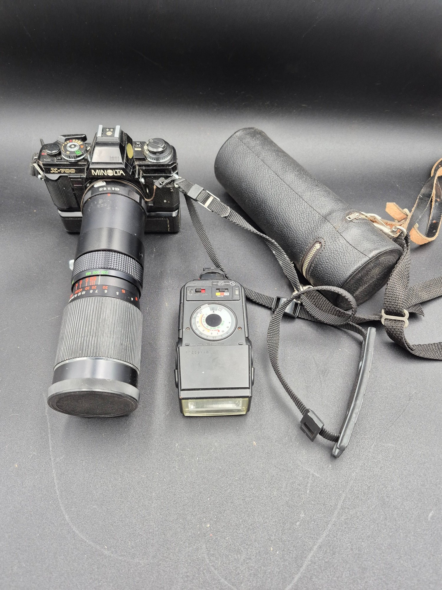 Vintage Minolta X 700 Camera With Auto Wind And Telescopic Lens ...