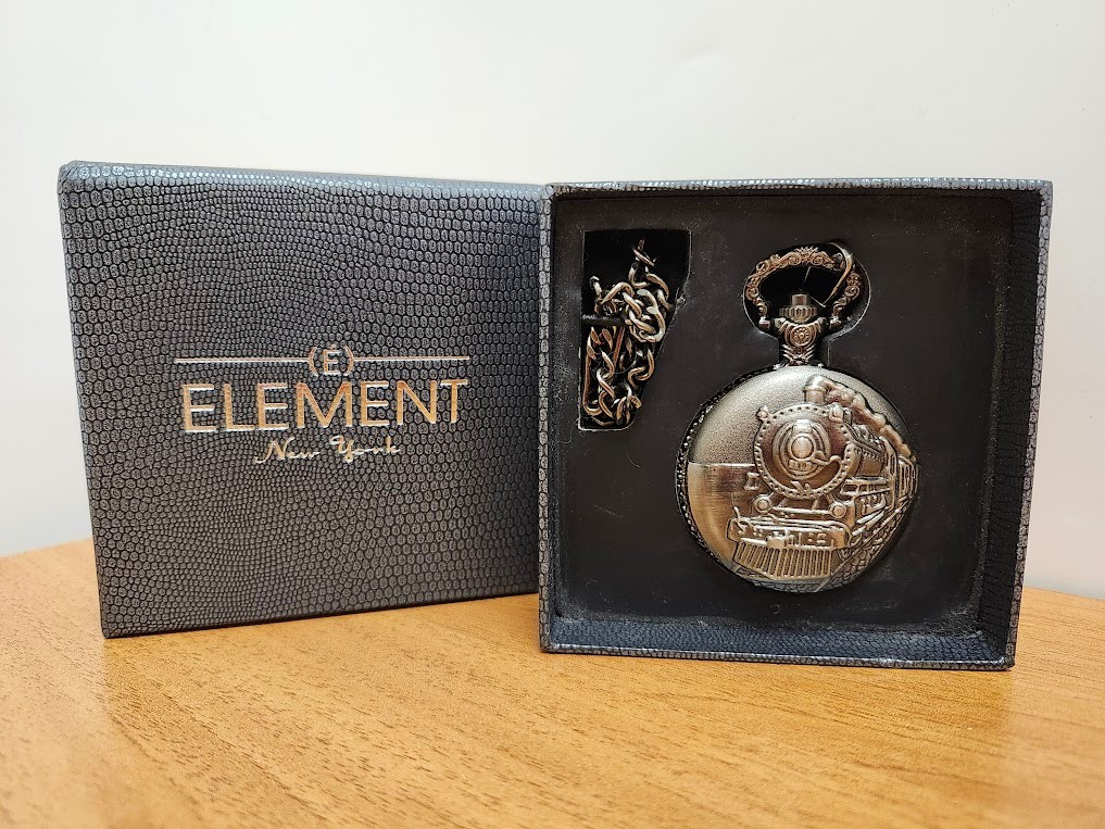 Element New York Train Railroad Pocket Watch #2121021 | Auctionninja.com