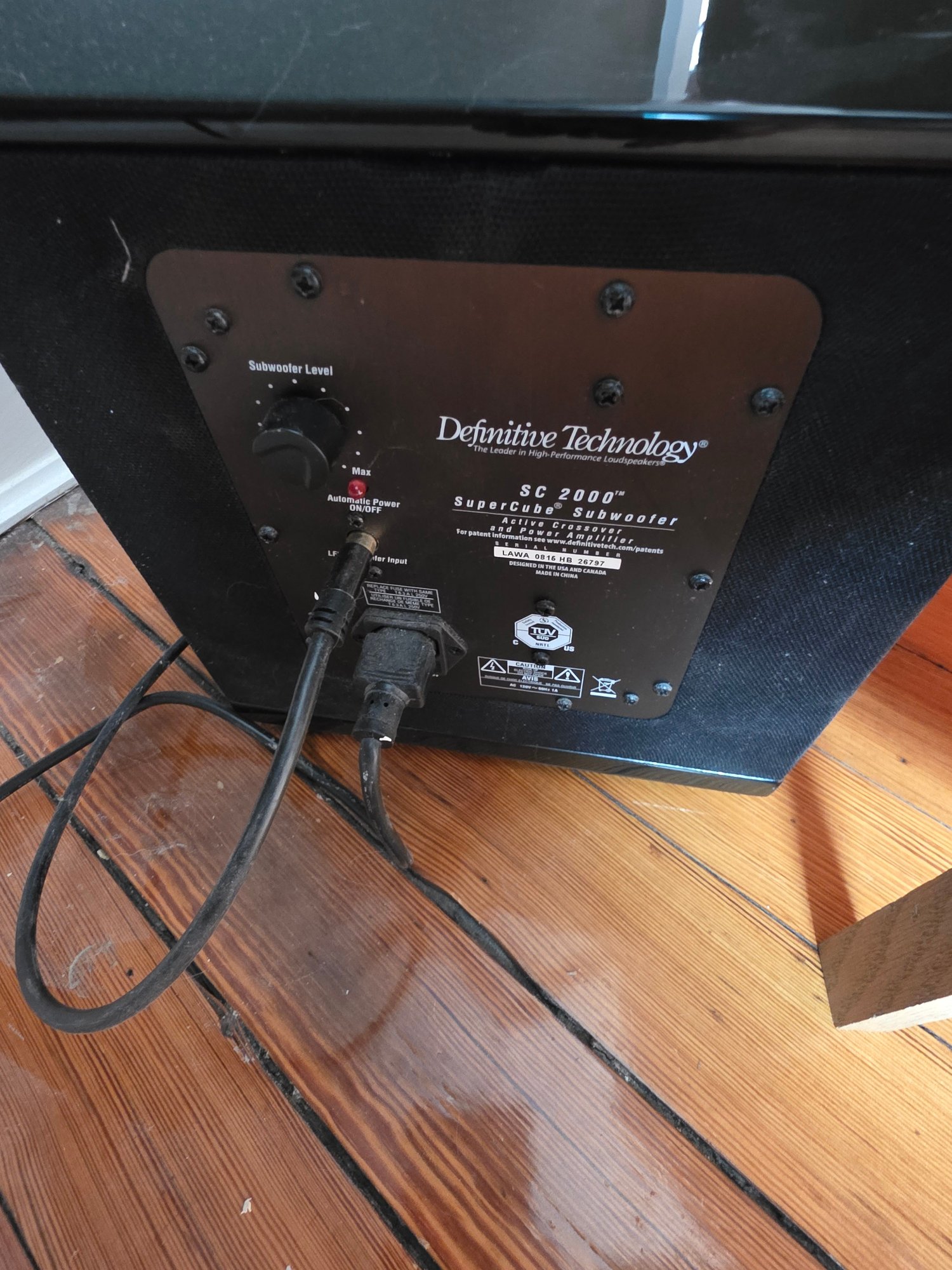 Definitive Technology Surround Sound W/SC2000 Supercube & 3 Mythos XTR ...