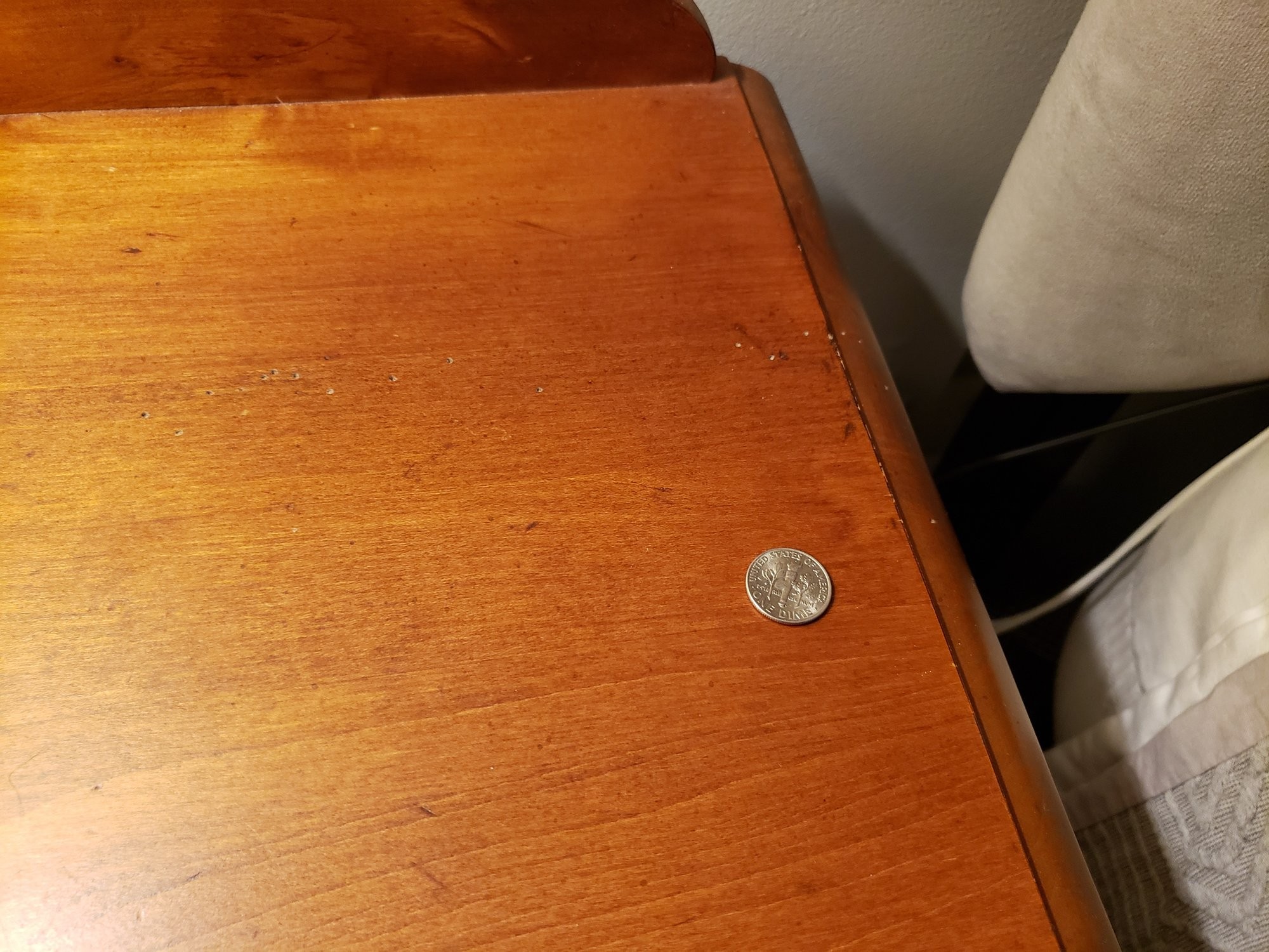 Pair Of Ethan Allen French Country Solid Maple Bedside Table #2135620 | Auctionninja.com