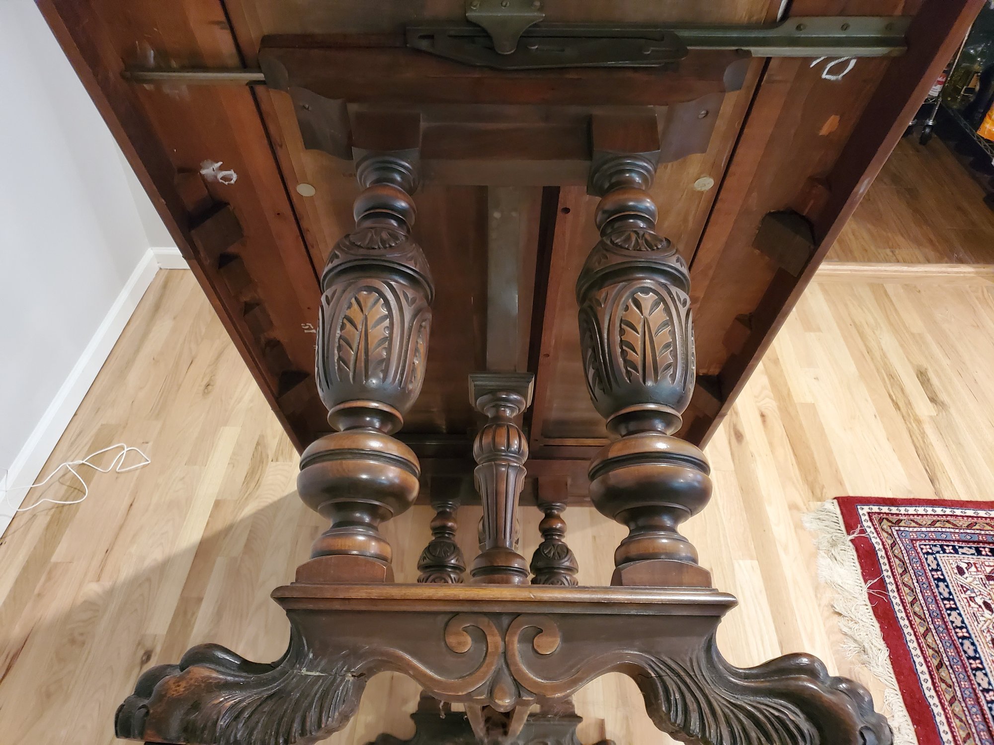 Vintage American Renaissance Extension Library / Dining Table ...