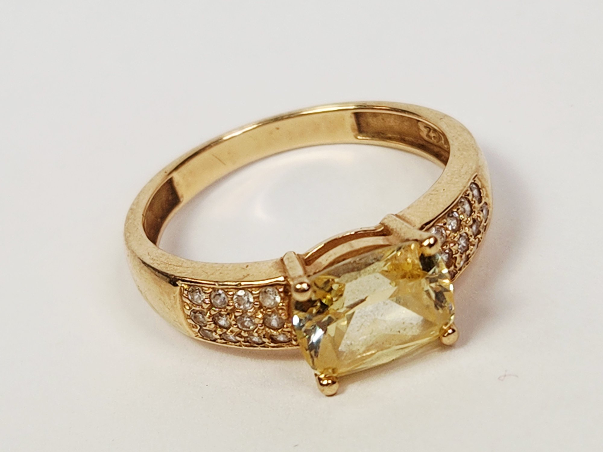 Beautiful 14k Yellow Gold CZ & Yellow Labradorite Emerald Cut Stone ...