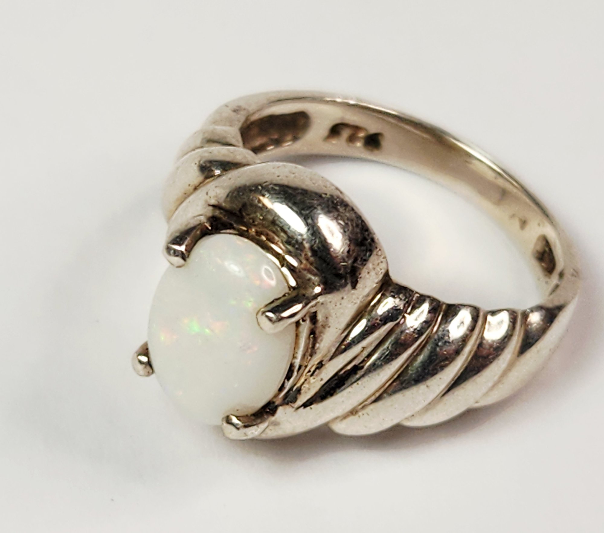 Nice Sterling Silver Opal Stone Ring #2165502 | Auctionninja.com