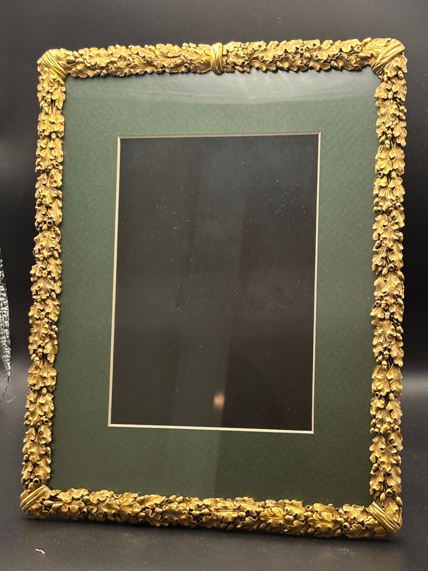 Gilded Oak Leaf Motif Picture Frame With Velvet Back #2135107 ...