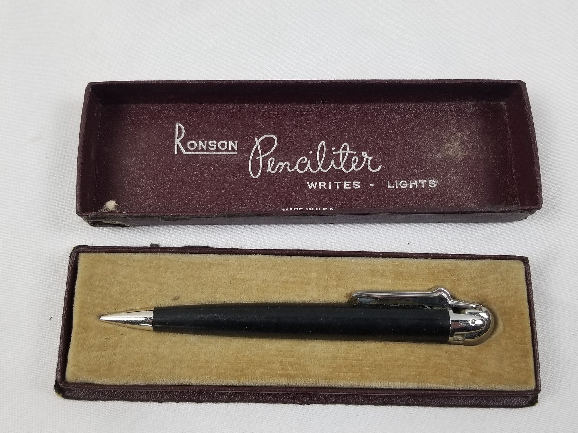 Vintage Ronson Penciliter Pencil Lighter Black #2039161 | Auctionninja.com