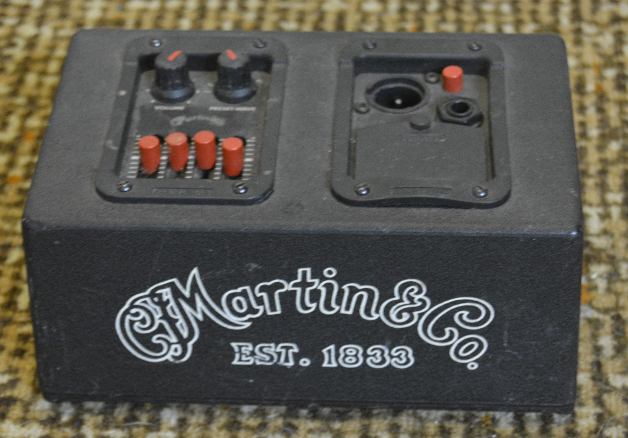 Martin Guitars Acoustic Pre-Amp System #2049554 | Auctionninja.com