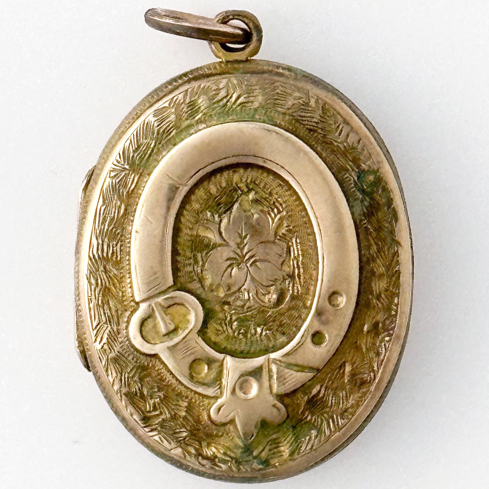 Antique Victorian Photo Locket #1985312 | Auctionninja.com