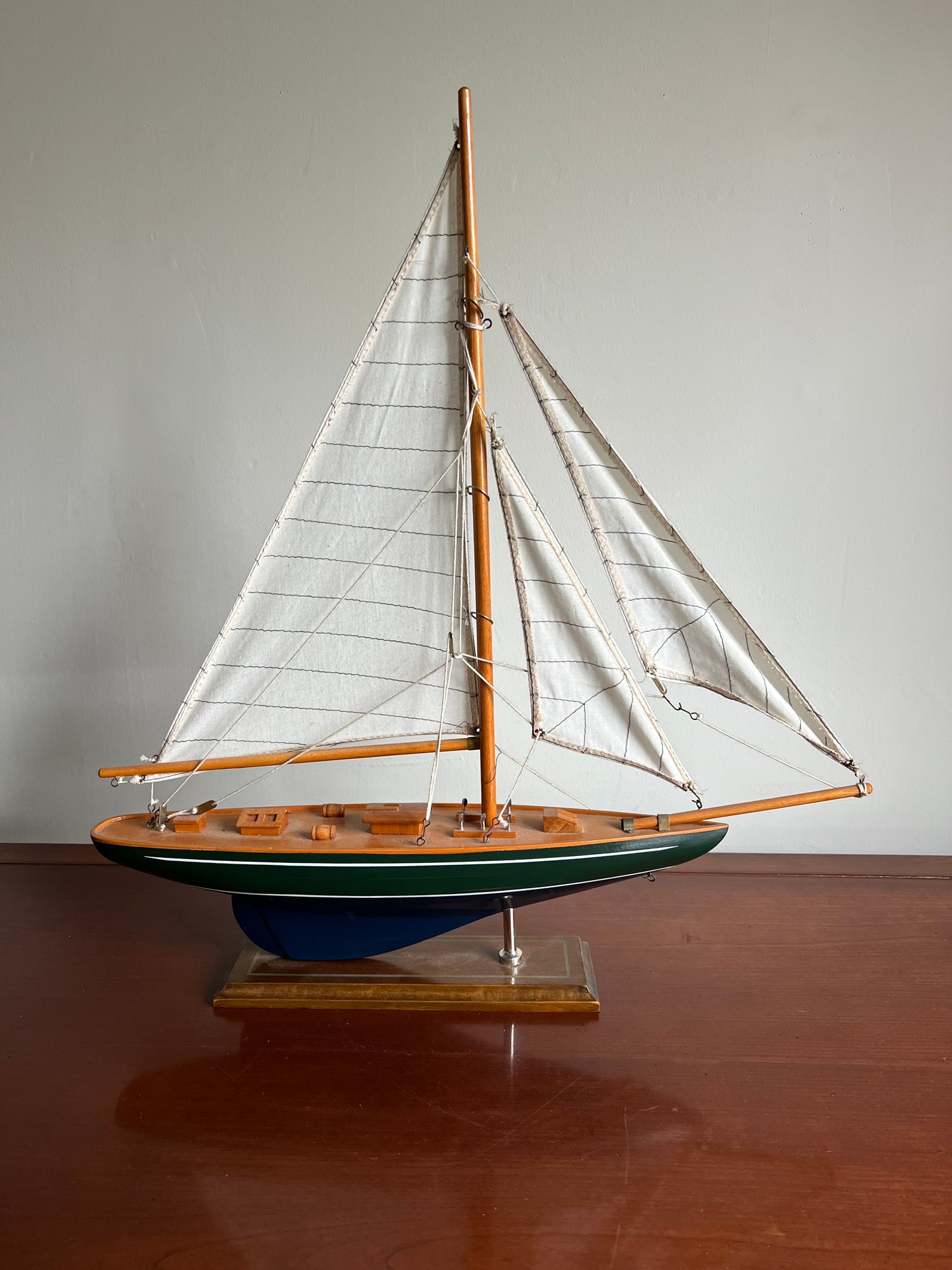 Wooden Model Sail Boat On Display Stand #1503142 | Auctionninja.com