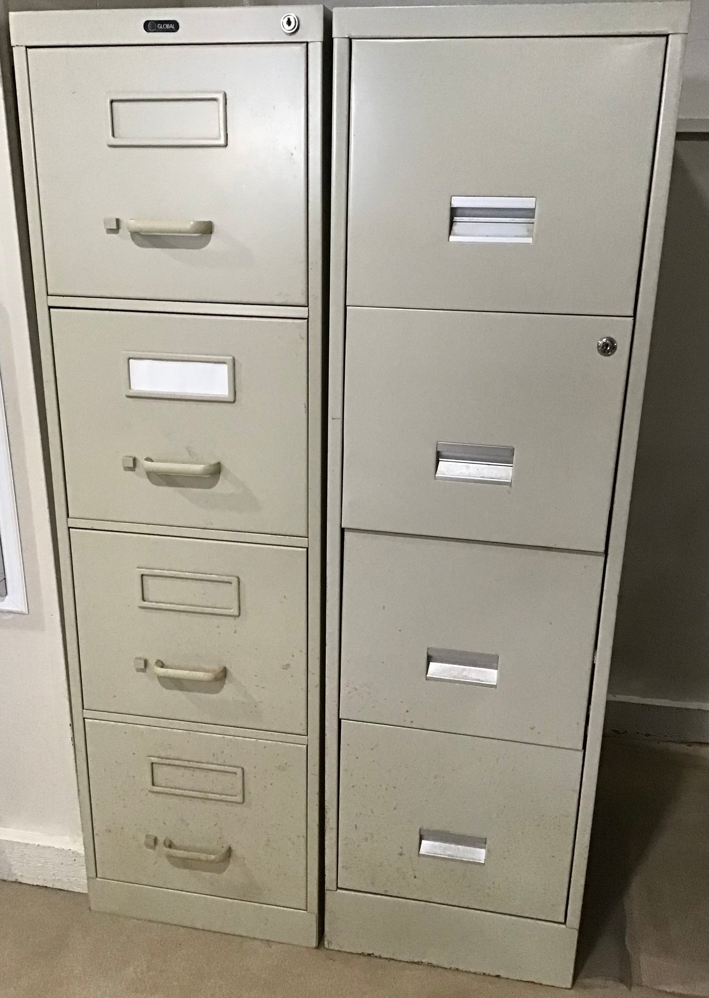 Pair Of Tall Metal File Cabinets #1923286 | Auctionninja.com