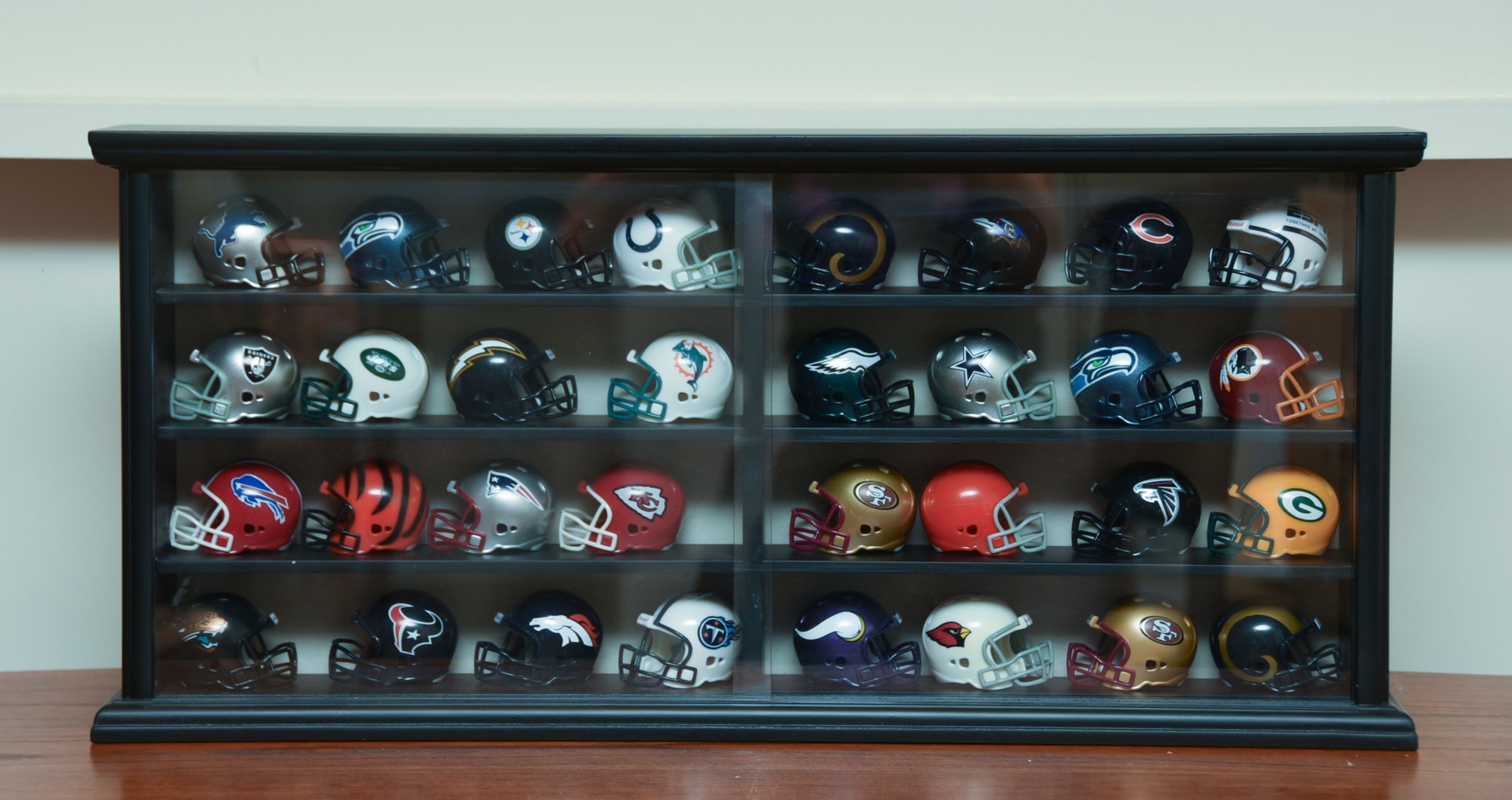 (32) Piece Miniature NFL Football Helmet Collection In Case #1954355 ...