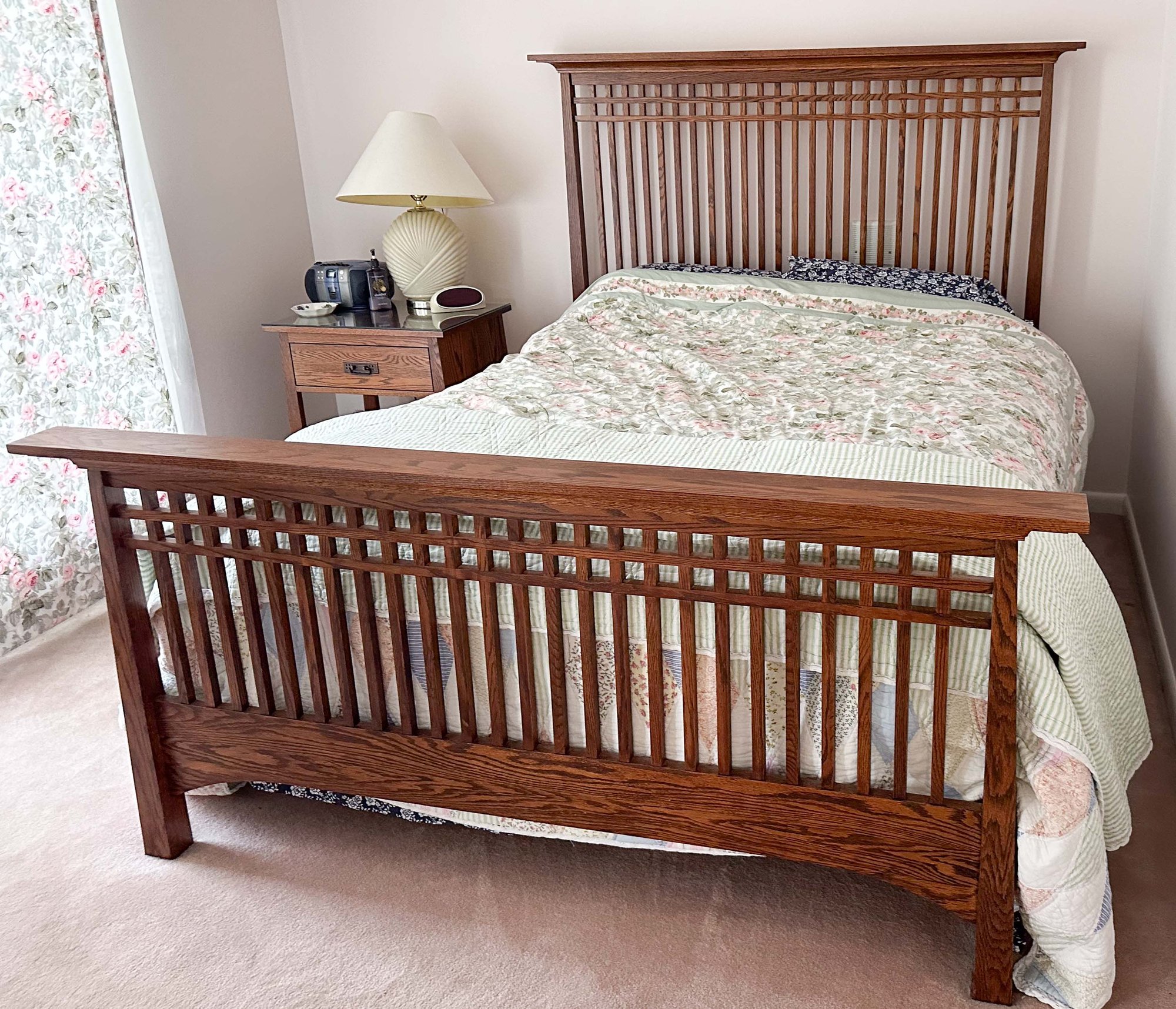 Mission Style Queen Size Bed Frame #2108055 | Auctionninja.com