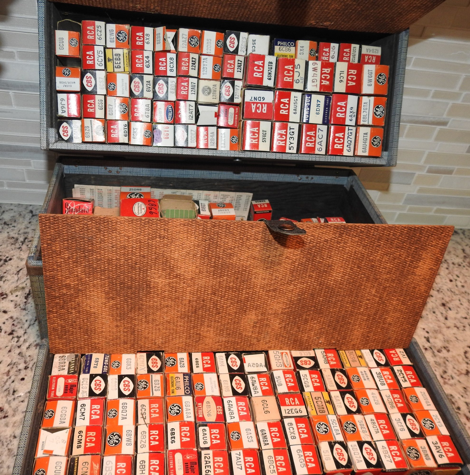 Vintage TNT Tube Carrier Loaded With Radio Tubes #40791195 ...