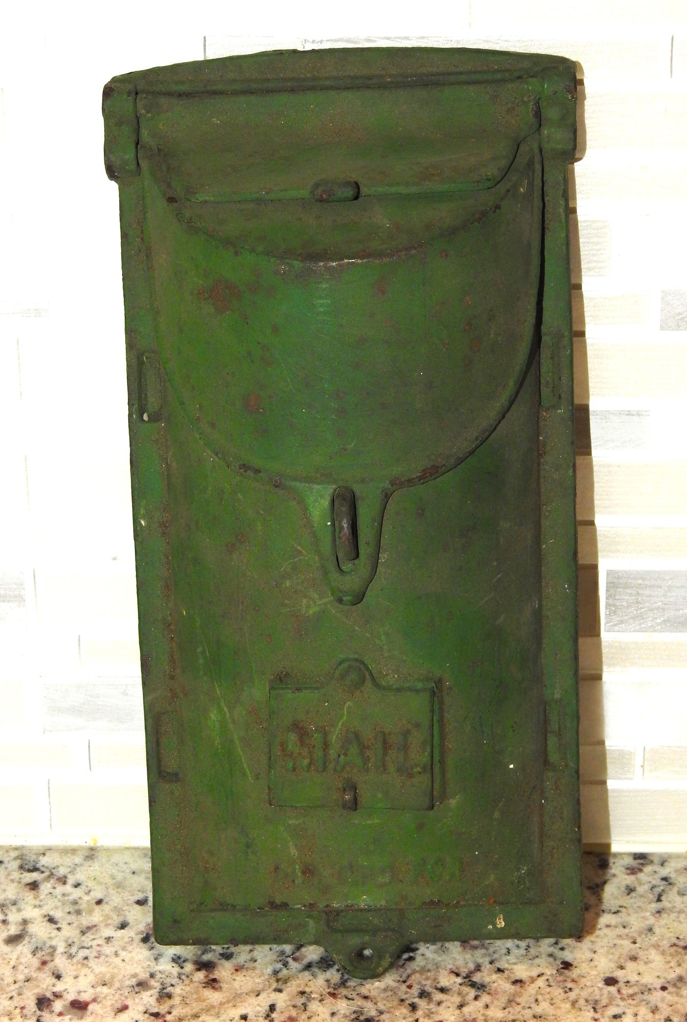 1940s Cast Iron Mail Box #40804872 | Auctionninja.com