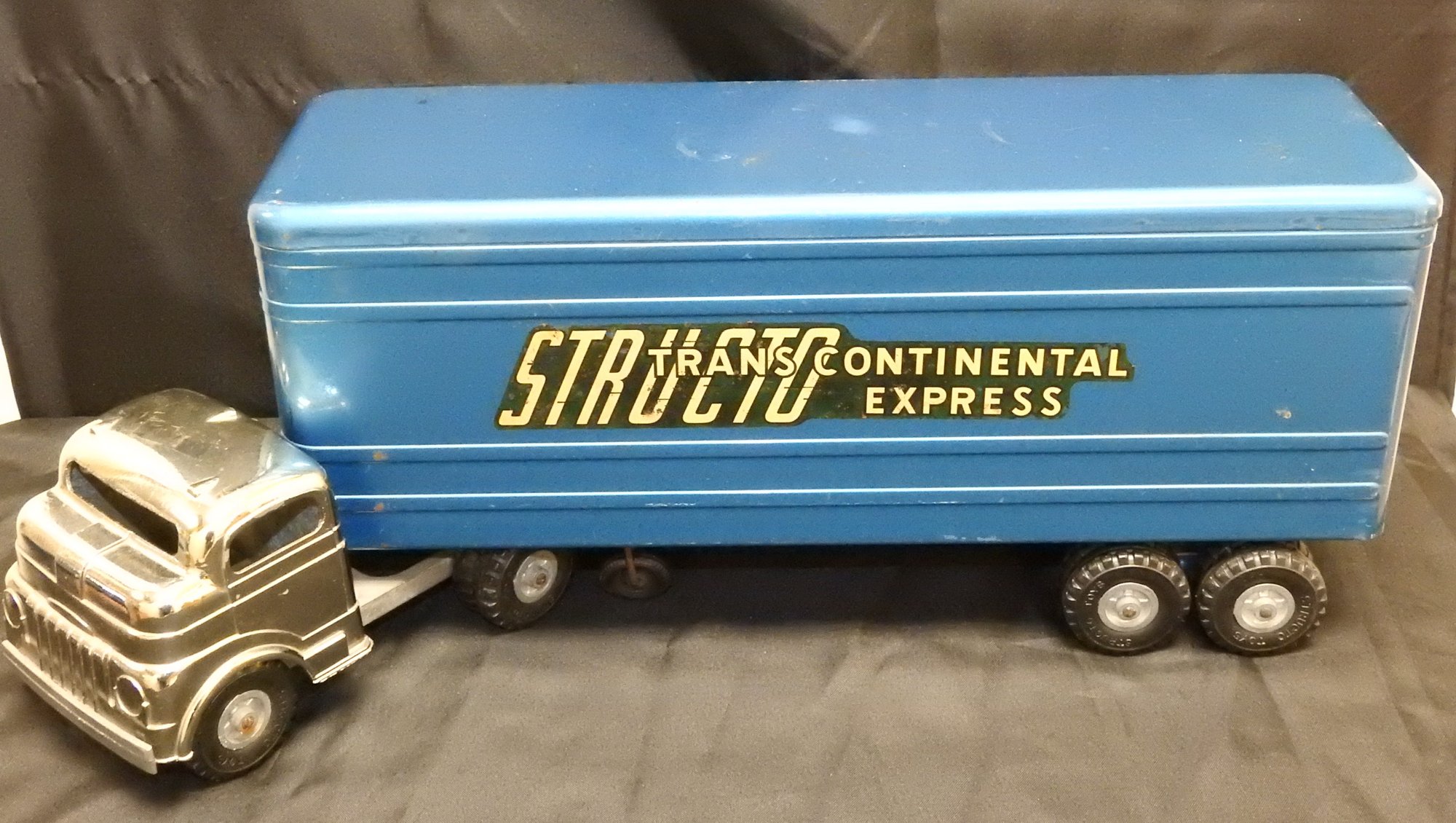 1950s Pressed Steel Structo Continental Express 22 Inch Truck #40810256 ...
