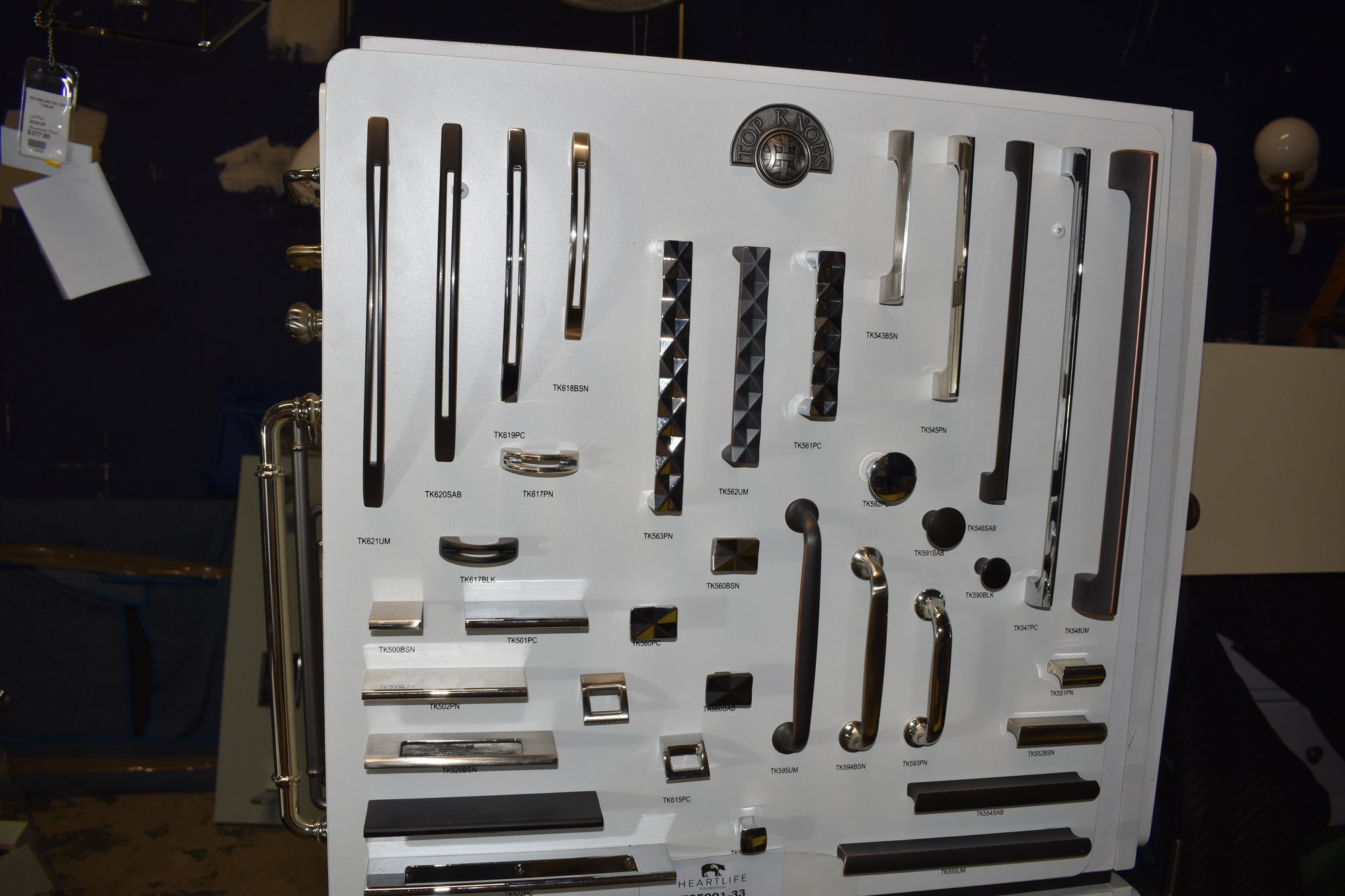 TOP KNOBS Hardware Rotating Tower / Handles, Pulls 12 Boards Total ...