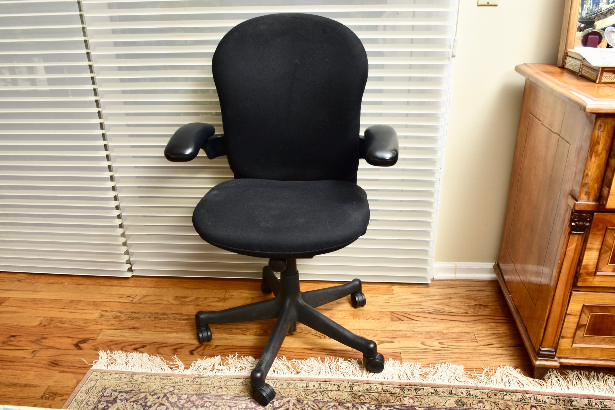 Herman Miller Reaction Work Chair #40801109 | Auctionninja.com