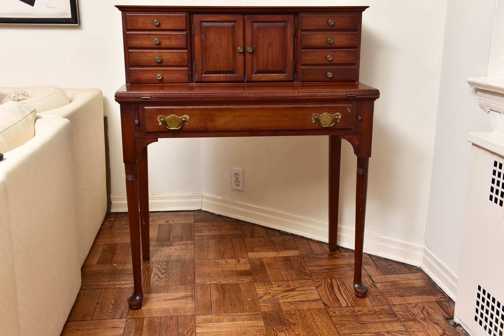 Pennsylvania House 1960s Queen Anne Solid Cherry Flip Top Step Back Ladies Desk / Secretary ...