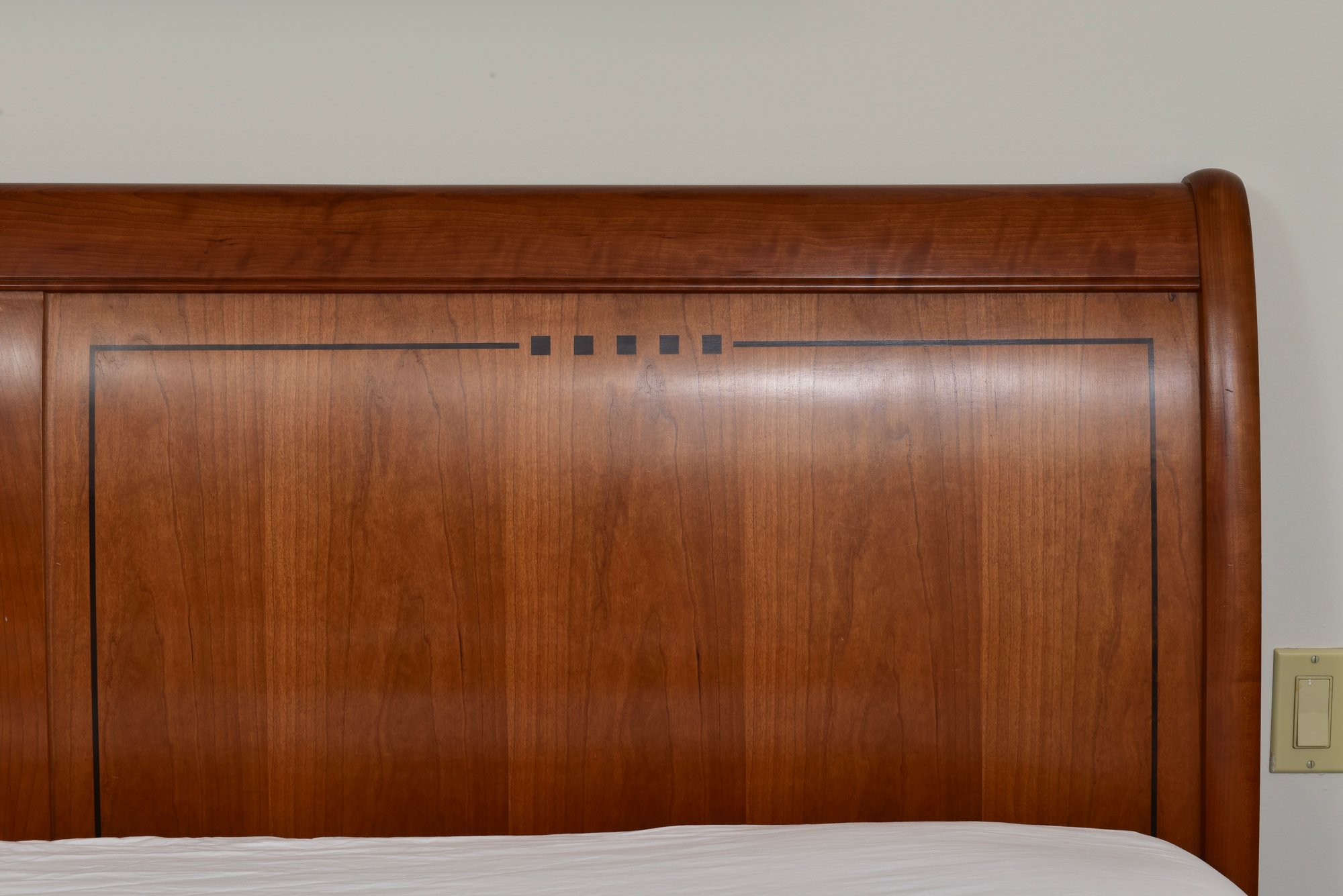 Stickley King Size Bed Frame #40838479 | Auctionninja.com