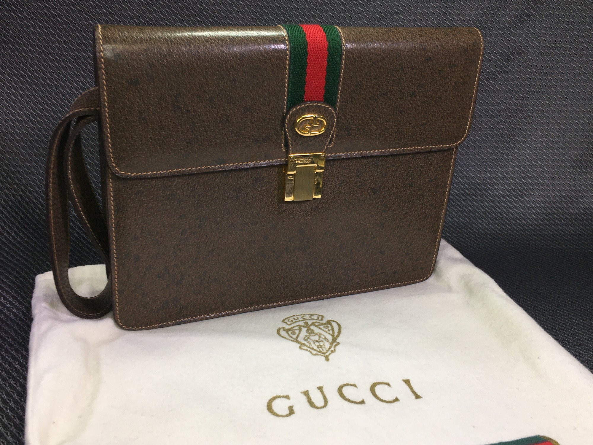 Fabulous Vintage GUCCI Brown Leather Wristlet Purse With Classic Red ...