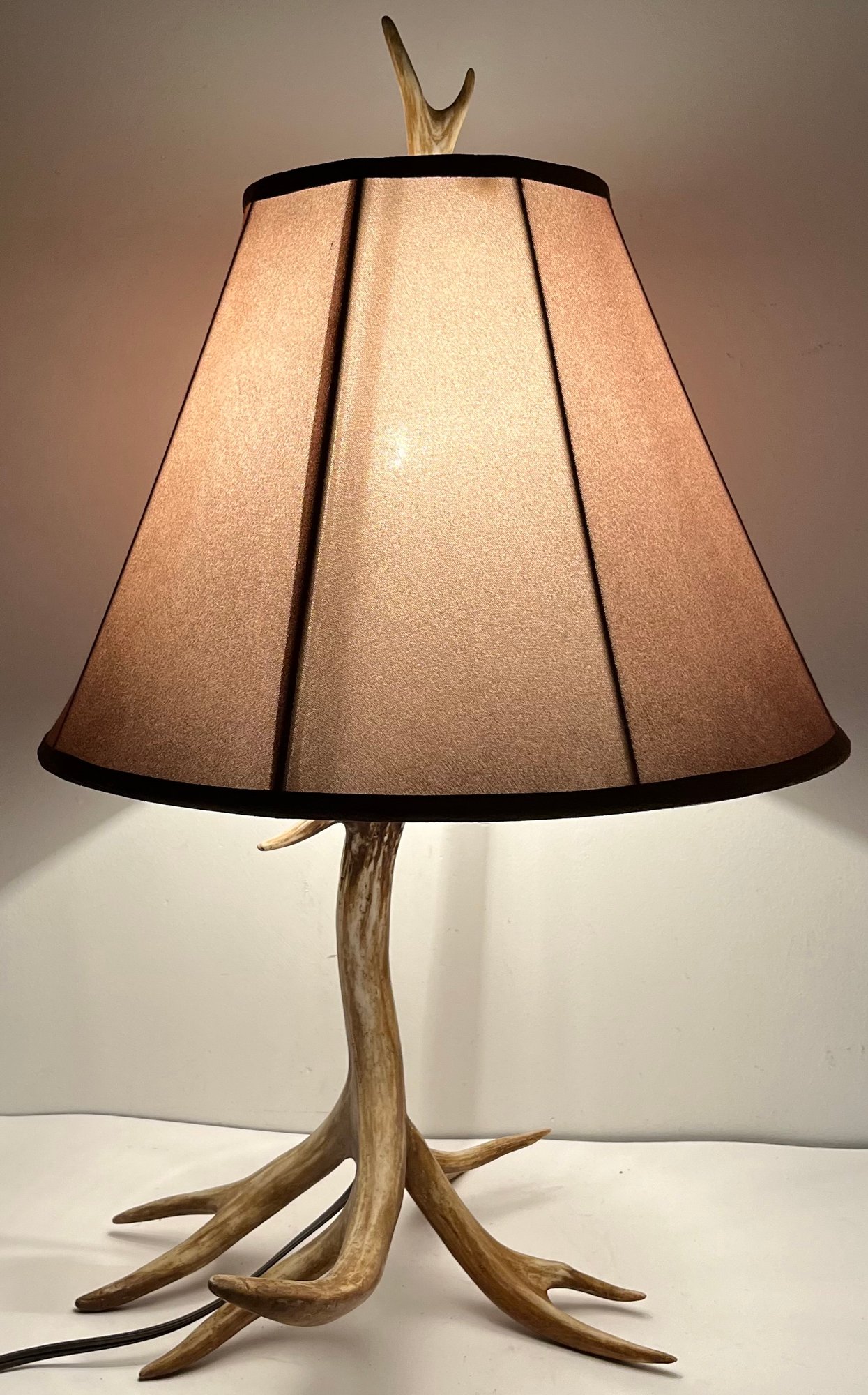 Vintage Real Stag Horn Table Lamp - Rustic Shade - 26 H X 10.75 X 15.75 ...
