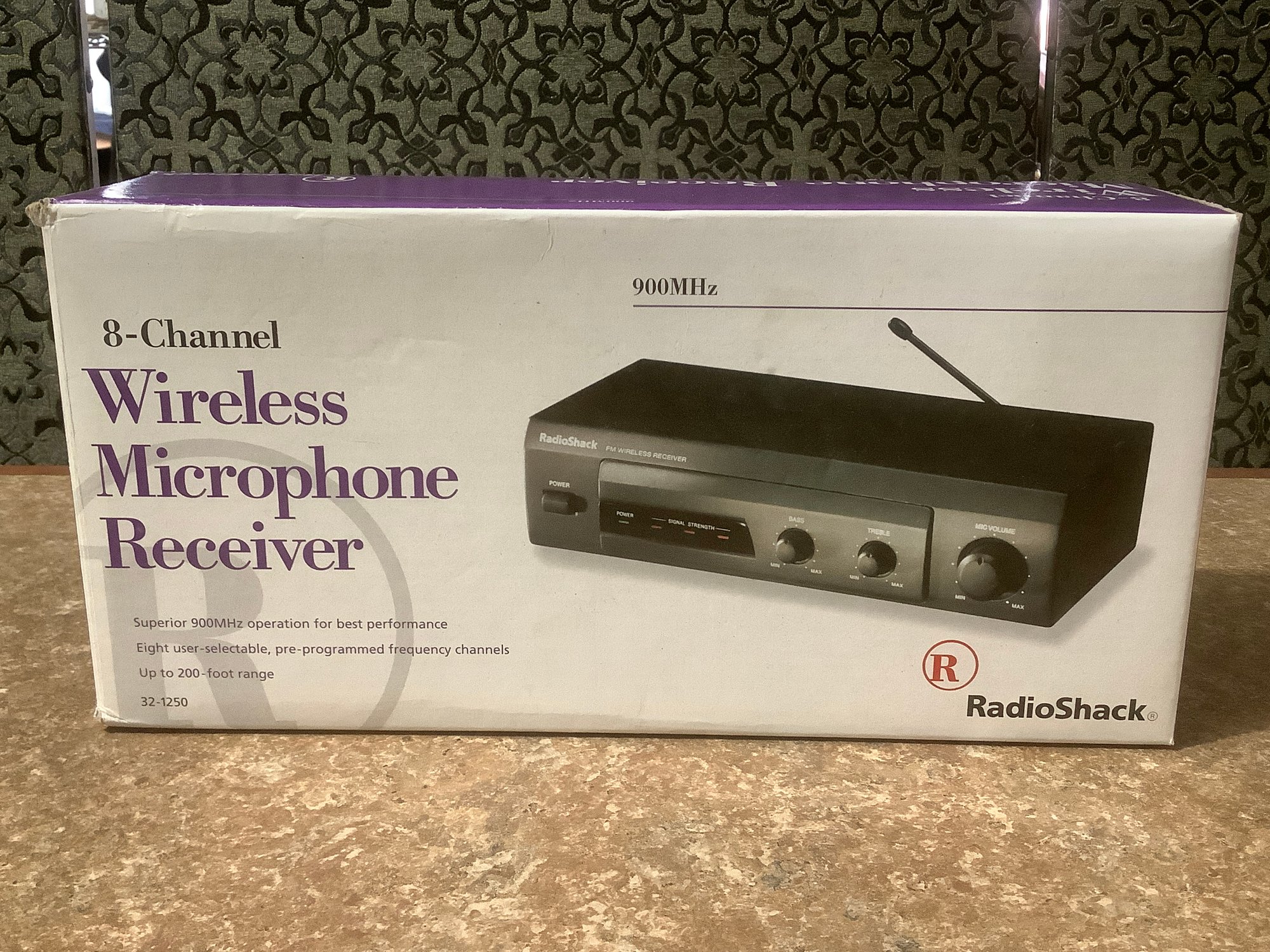 Radio Shack 8 Channel Wireless Microphone Receiver #1997218 ...