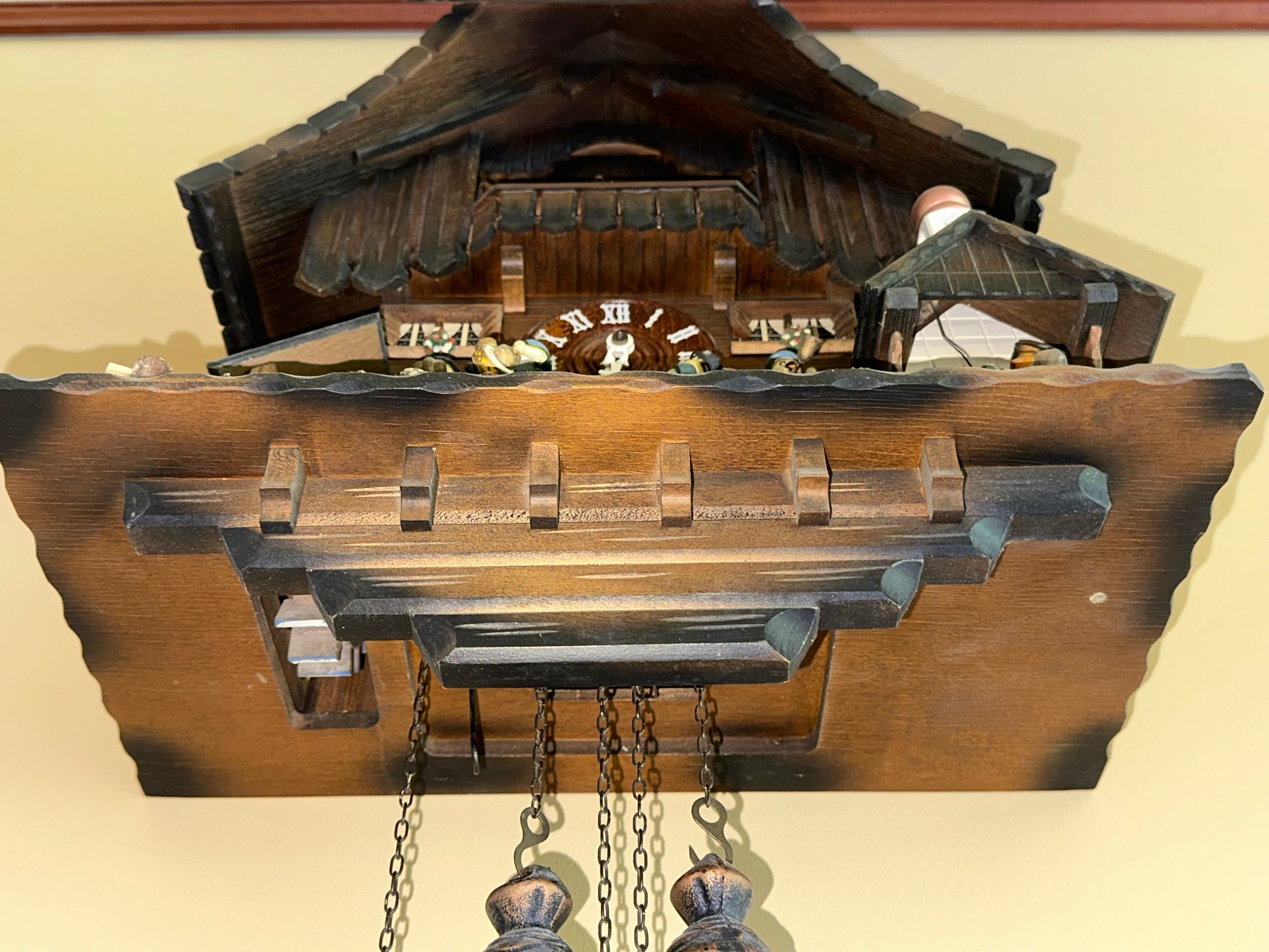 Vintage Cuendet Musical Cuckoo Clock #40841875 | Auctionninja.com