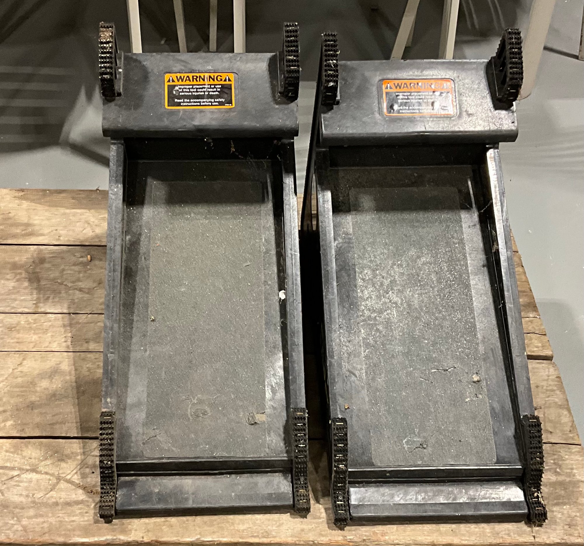 2 Pivit Ladder Tool By Provision Tools #40834740 | Auctionninja.com