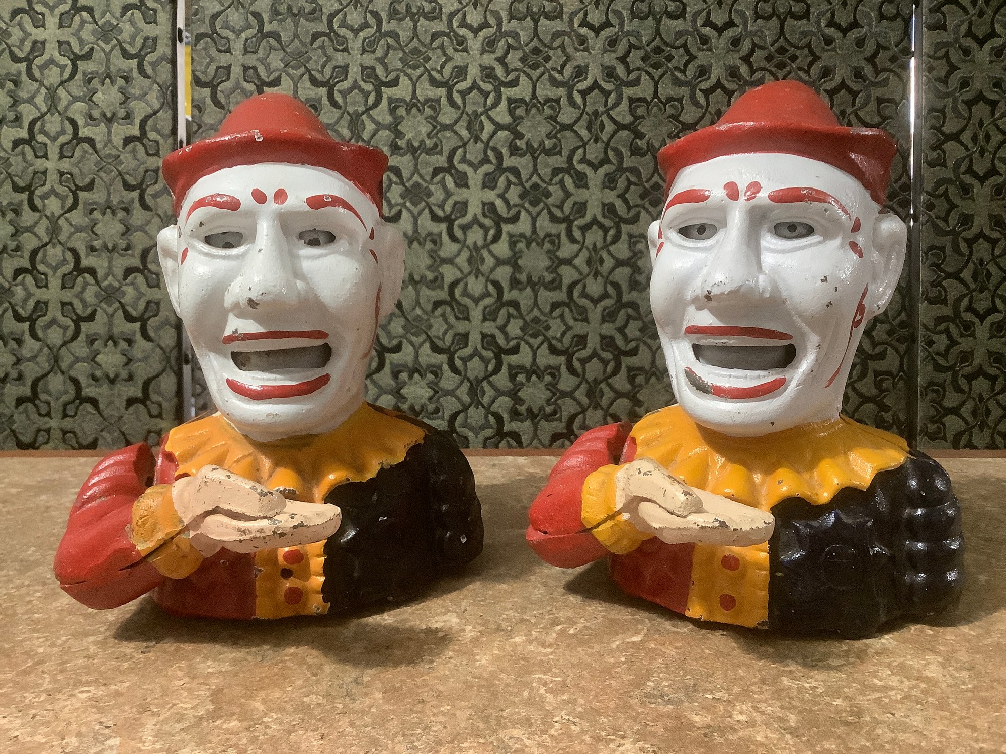 Cast Iron Clown Coin Banks #1997271 | Auctionninja.com
